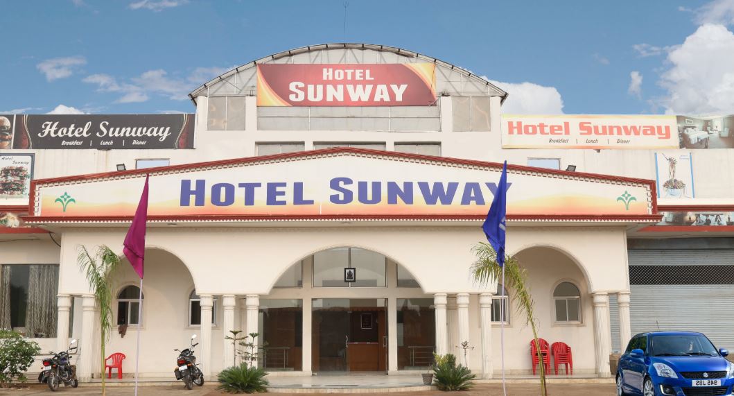 Sunway hotel 𝗕𝗢𝗢𝗞 Shahpura, Jaipur Hotel