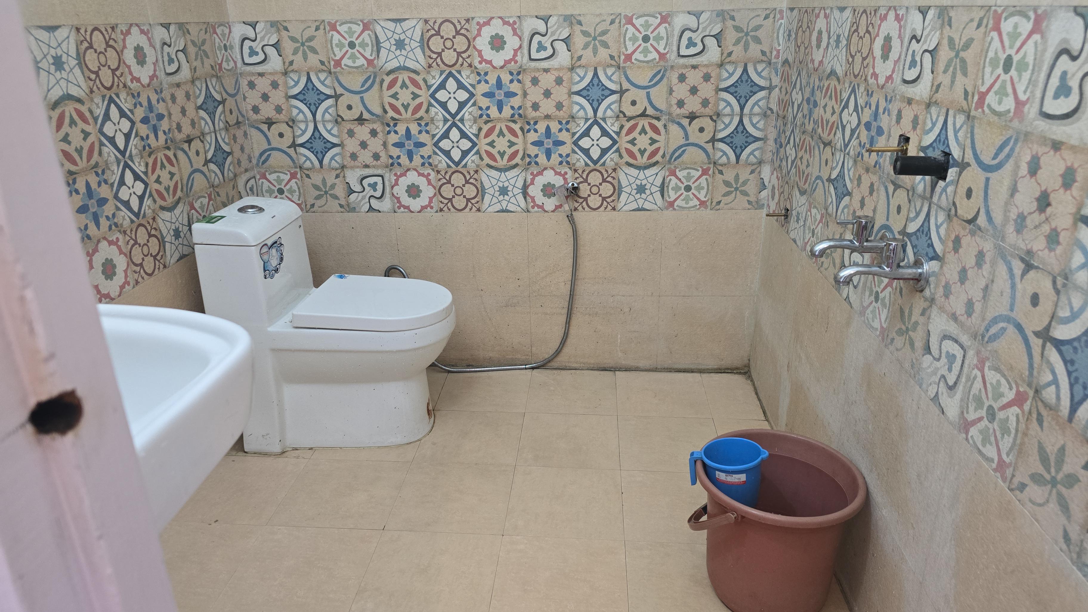 Rooms of The Cosmic Haven Tosh - Homestay in Tosh