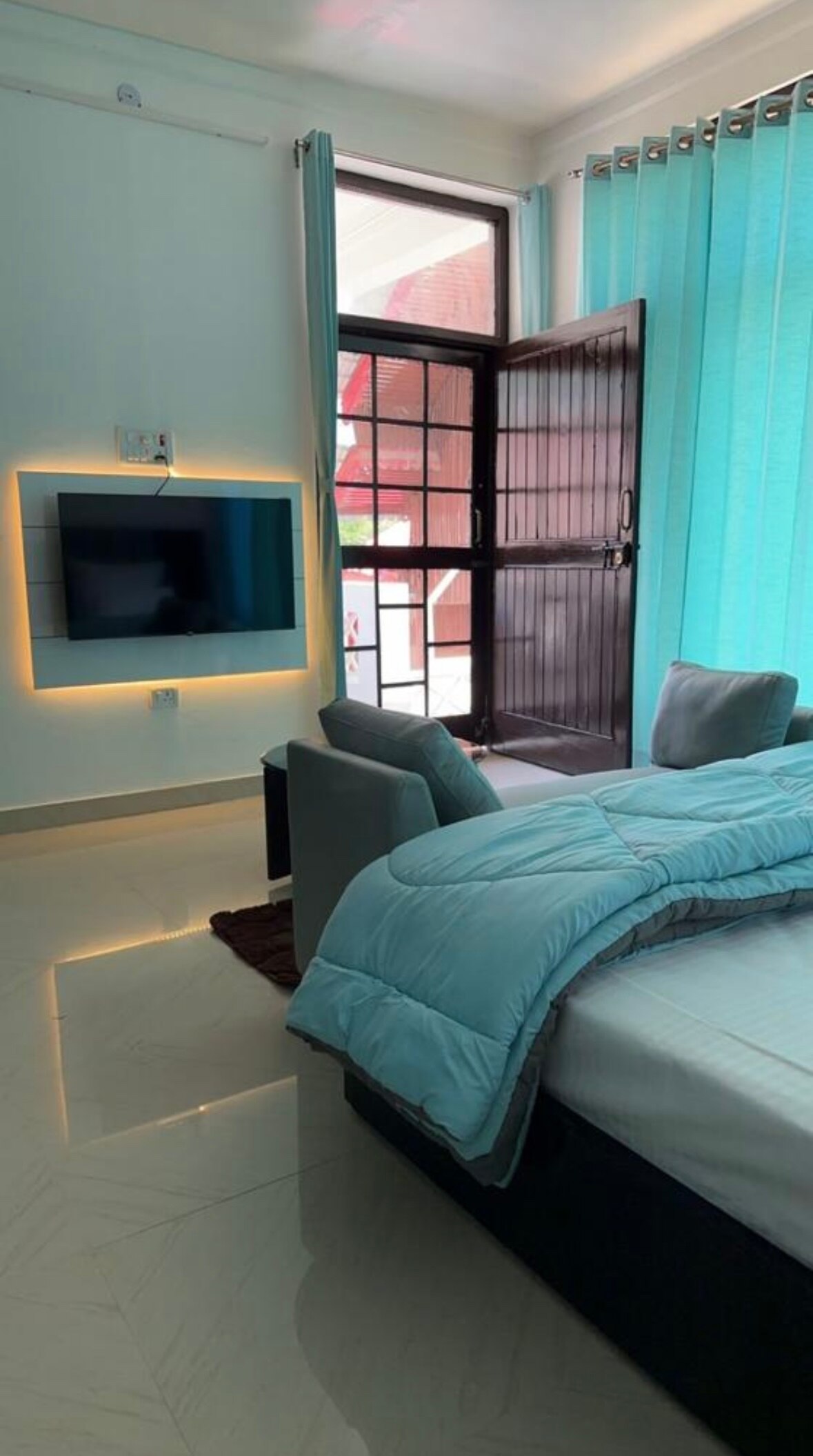 Maddy and Daddy homestay 𝗕𝗢𝗢𝗞 Doda Homestay