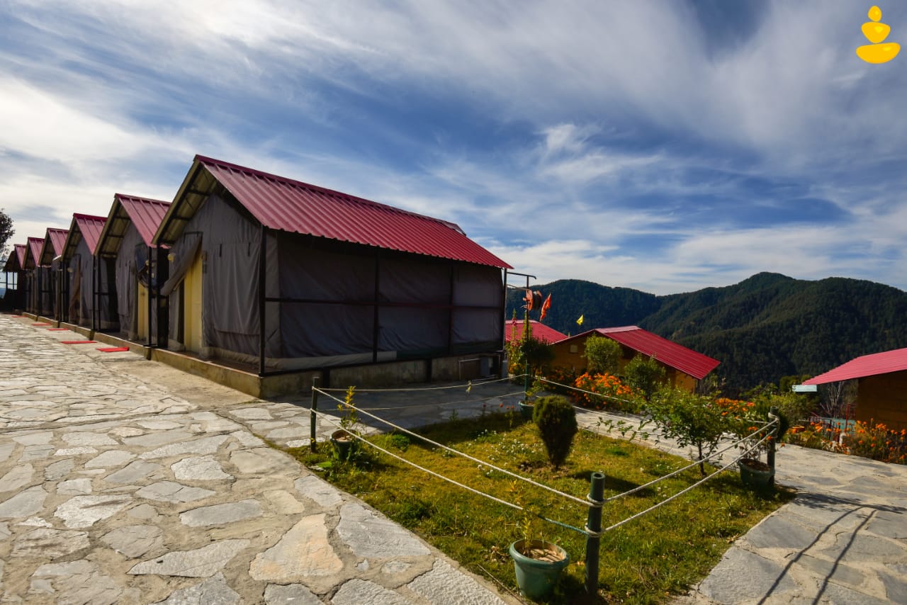 LivingStone | Rooms & Tents at Eco Resort 𝗕𝗢𝗢𝗞 Chail Cottage