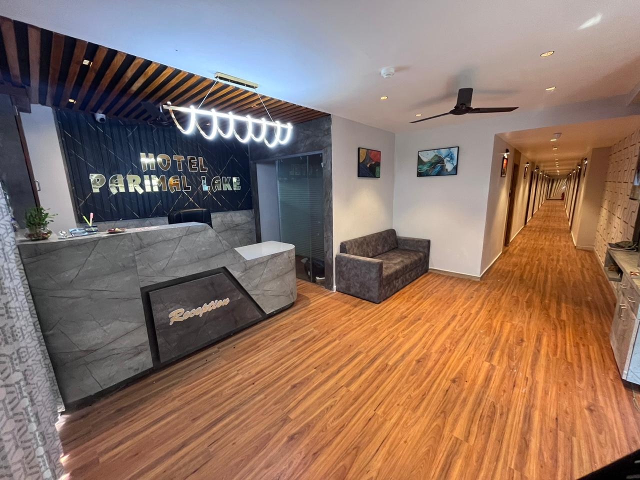 Hotel Parimal Lake 𝗕𝗢𝗢𝗞 Ahmedabad Hotel