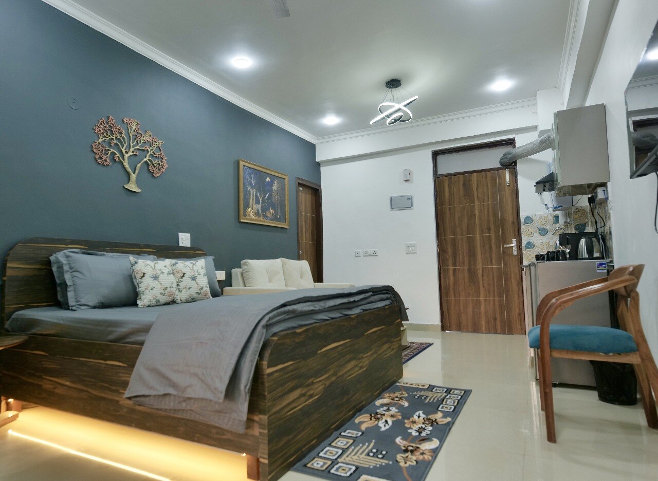 The Lofthouse 𝗕𝗢𝗢𝗞 Dehradun Apartment