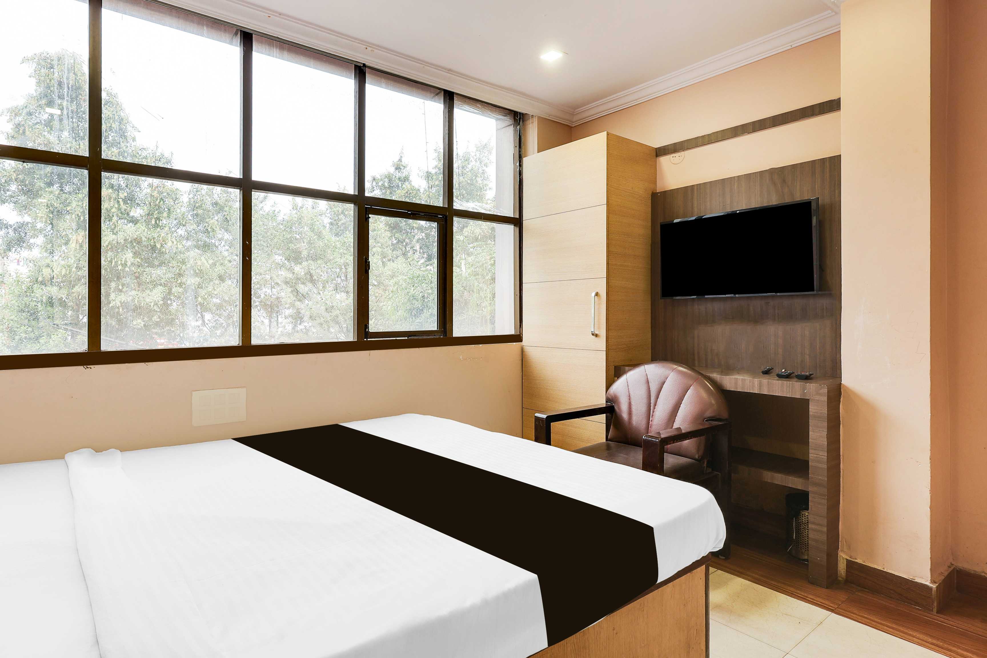 Address of Collection O Port Road Poorna Market - Hotel in Visakhapatnam