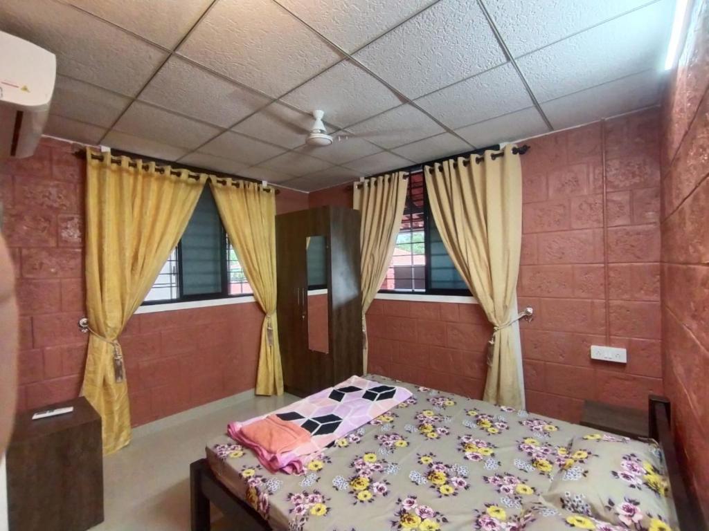 Sunrise Homestay 𝗕𝗢𝗢𝗞 Udupi Villa