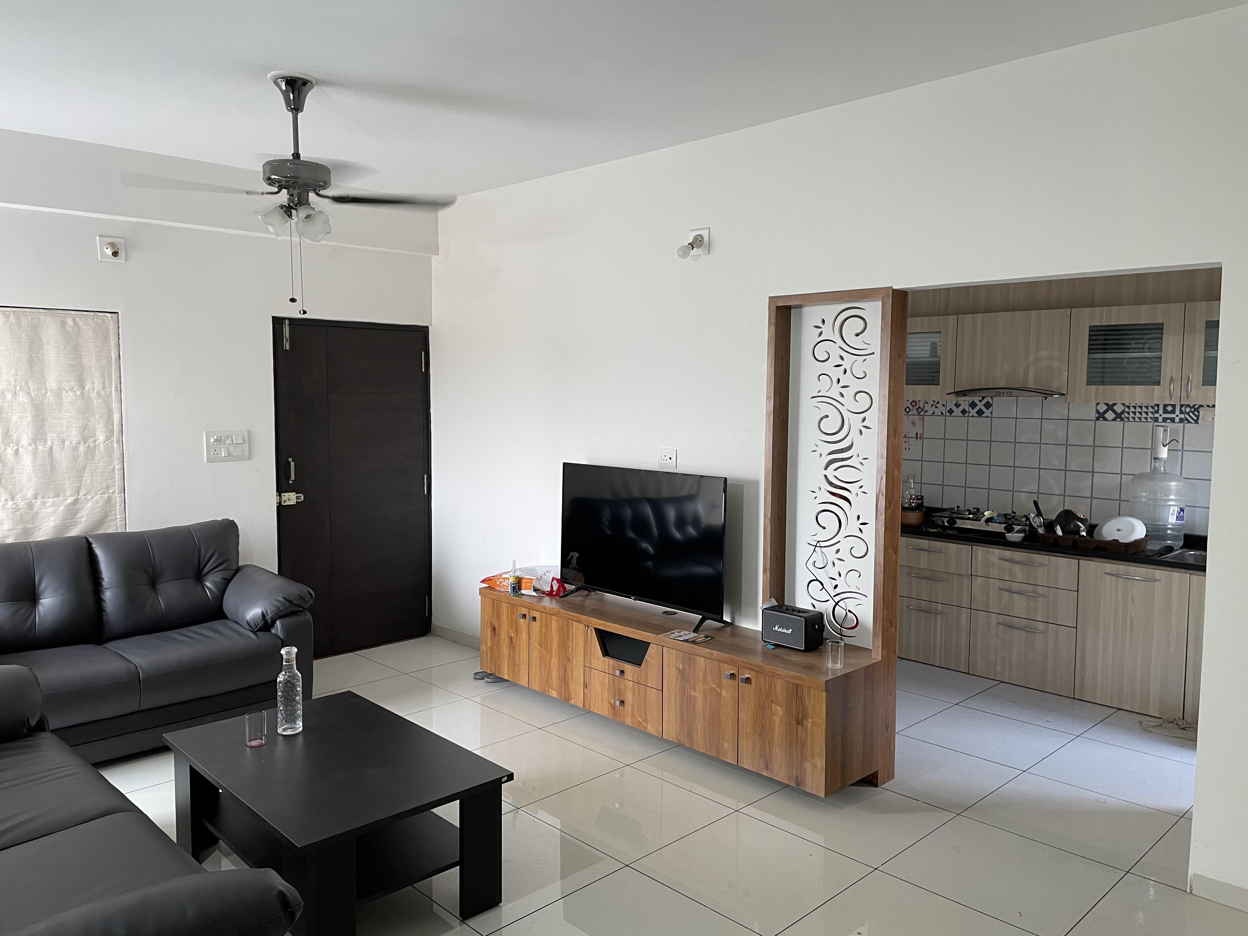 Aatmiya Heights, Maneja crossing, Vadodara 𝗕𝗢𝗢𝗞 Vadodara Homestay