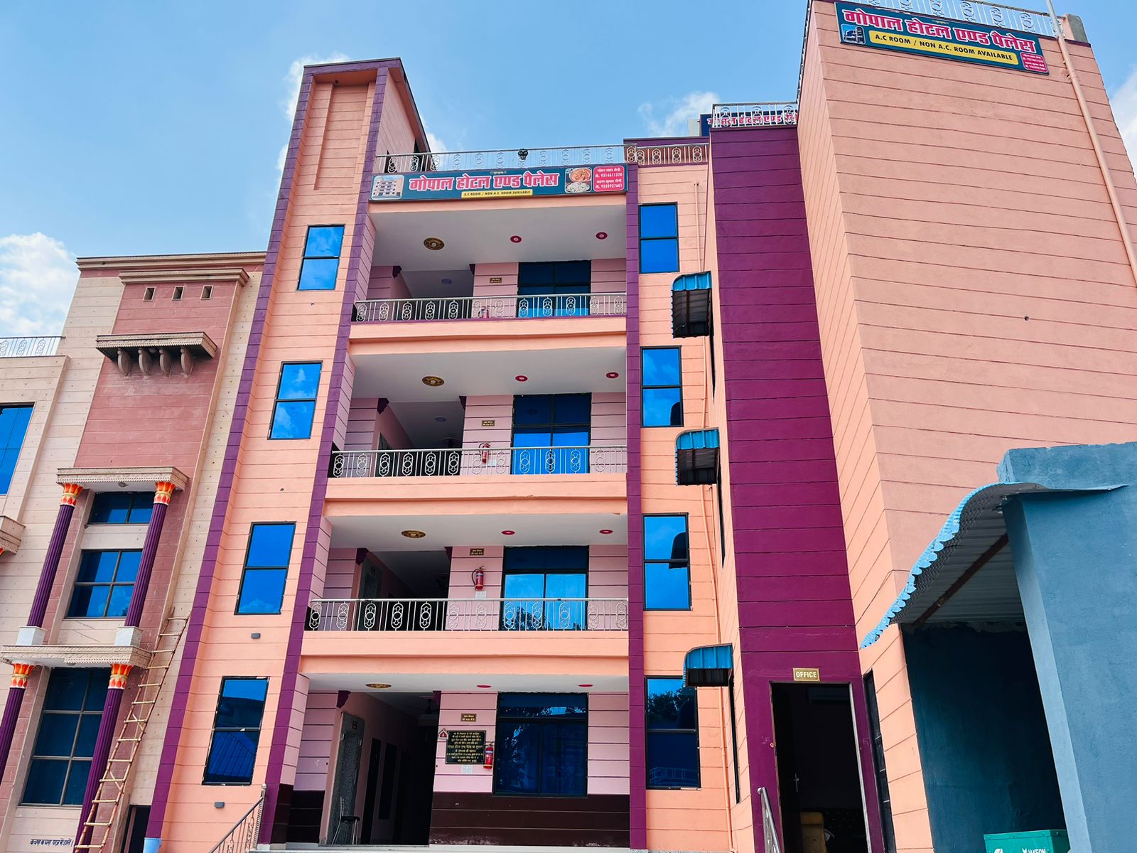 Gopal Hotel And Palace 𝗕𝗢𝗢𝗞 Jhunjhunu Hotel