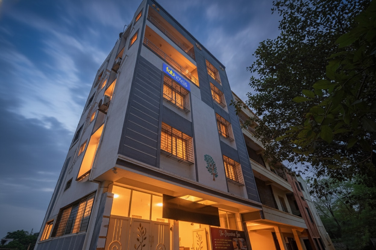 Via The Digamber Inn 𝗕𝗢𝗢𝗞 Pune Hotel