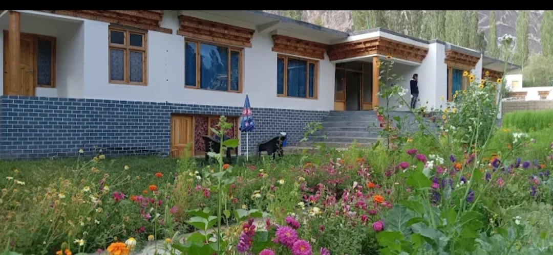 Cedar Residency Hunder 𝗕𝗢𝗢𝗞 Nubra Valley Homestay