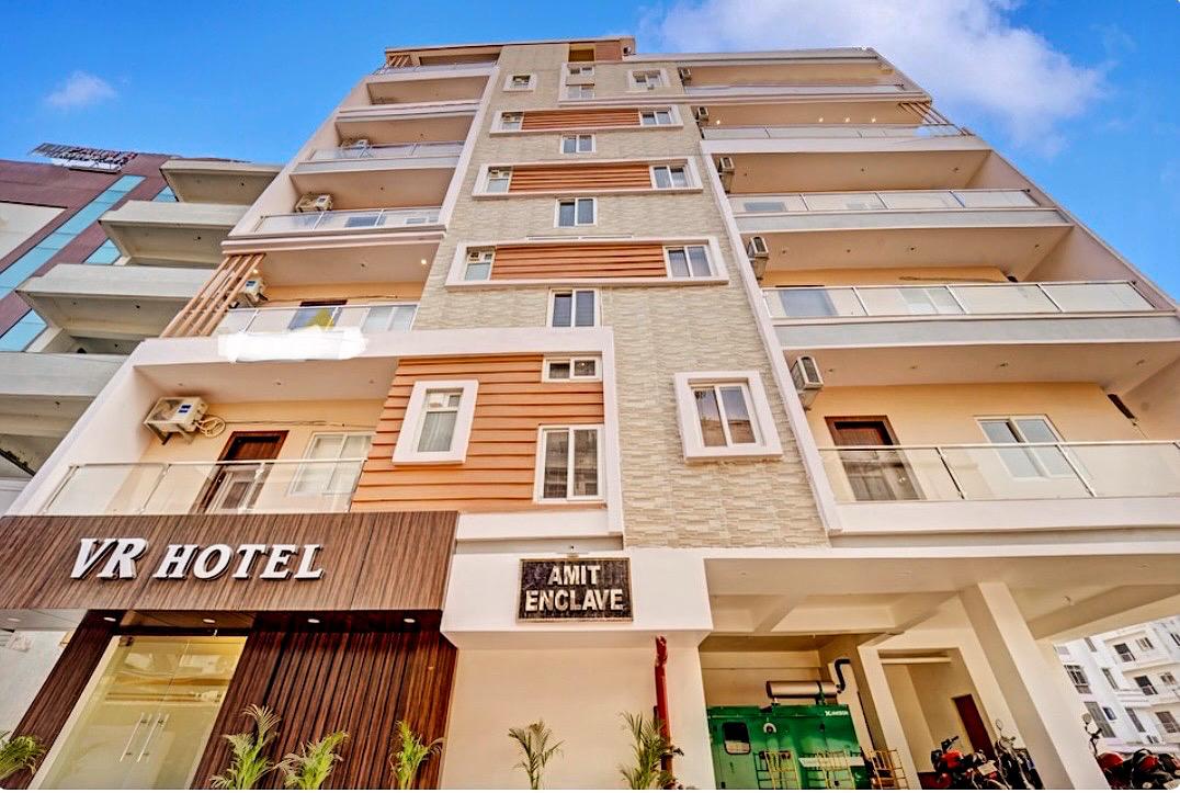 VR Hotel Patna 𝗕𝗢𝗢𝗞 Patna Hotel