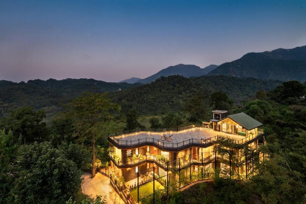 White Lotus | Kanu's Abode Homestay Dehradun - Reviews, Photos & Offer