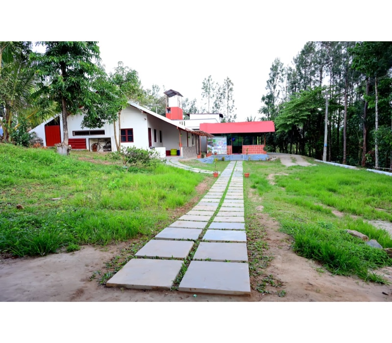GOLDEN GATE HOMESTAY 𝗕𝗢𝗢𝗞 Chikmagalur Homestay