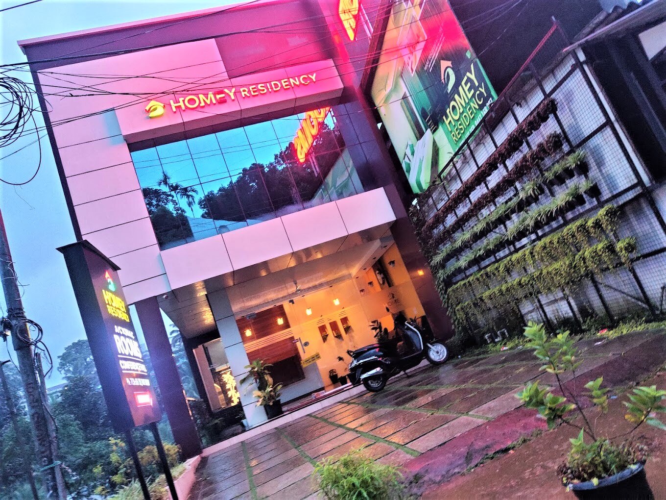 Homey Residency 𝗕𝗢𝗢𝗞 Wayanad Hotel