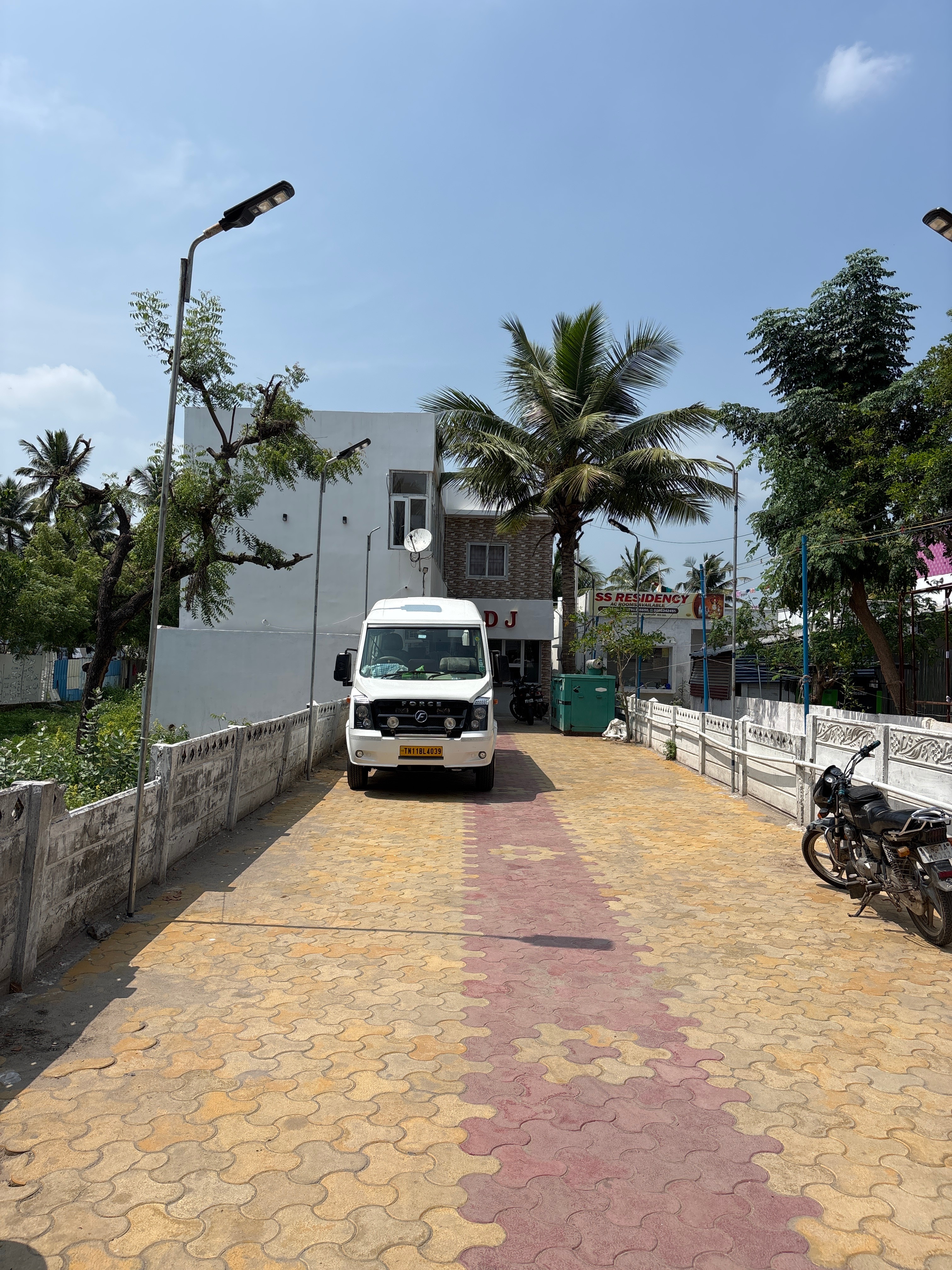 DJ RESIDENCY VELANKANNI Lodge Velankanni - Reviews, Photos & Offer