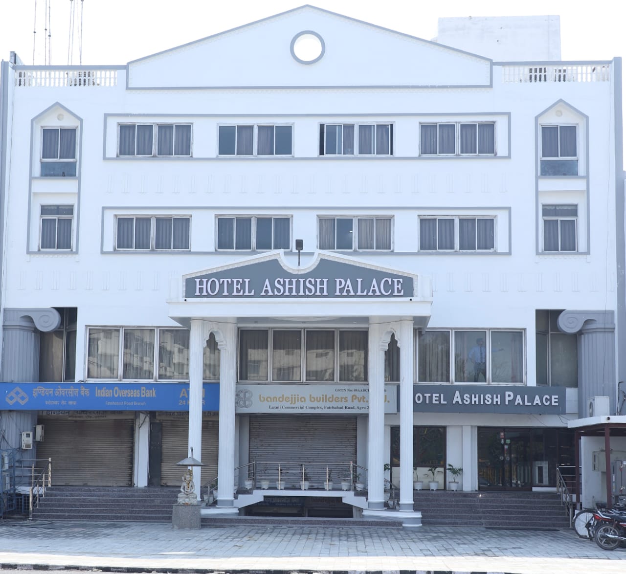 Hotel Ashish Palace 𝗕𝗢𝗢𝗞 Agra Hotel