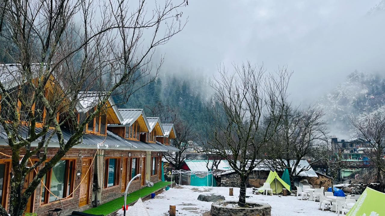 The Five Dimensions Resort|Riverside Rooms 𝗕𝗢𝗢𝗞 Kasol Cottage