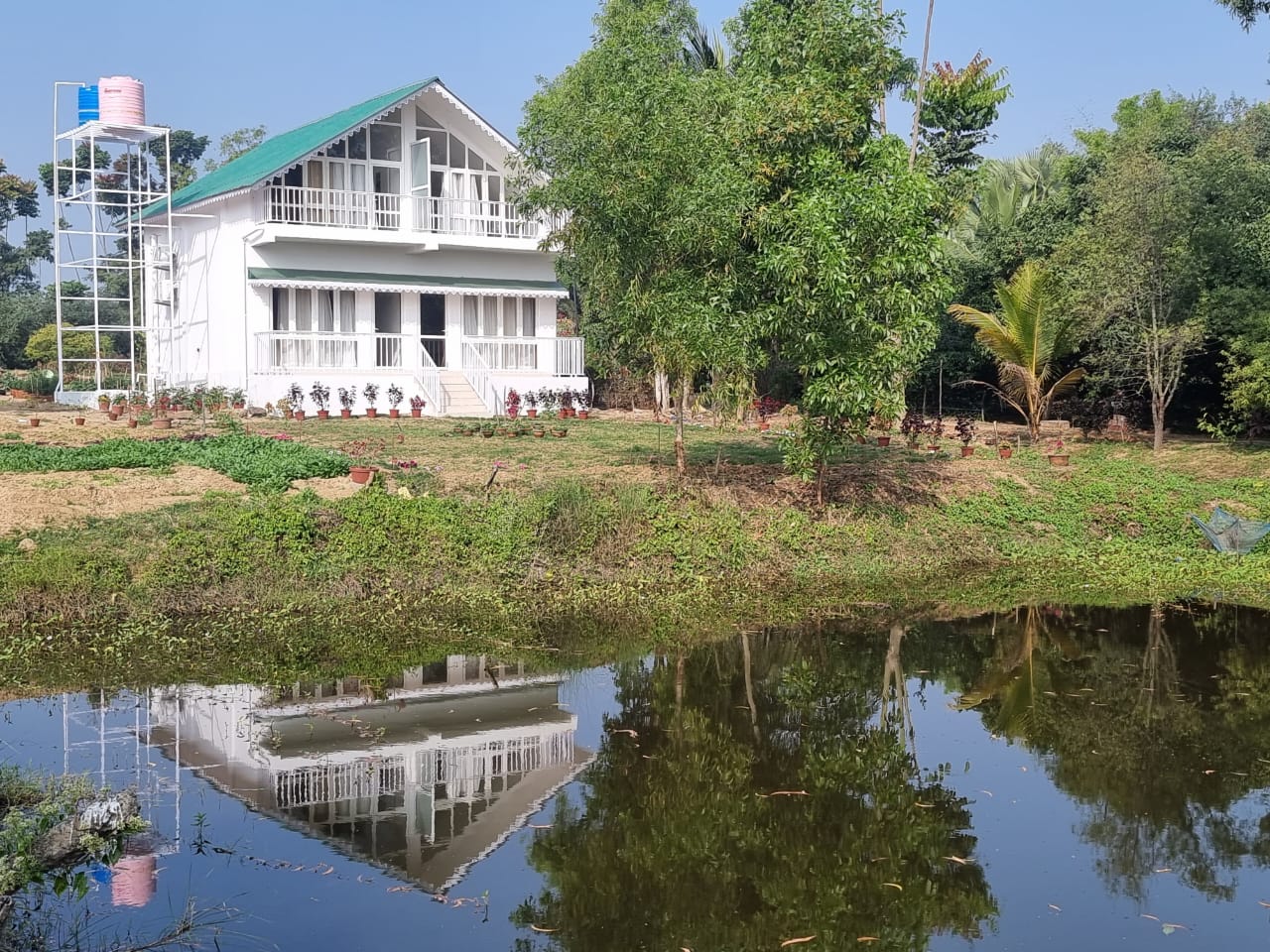 The Red Soil Country Siuri 𝗕𝗢𝗢𝗞 Siuri Cottage