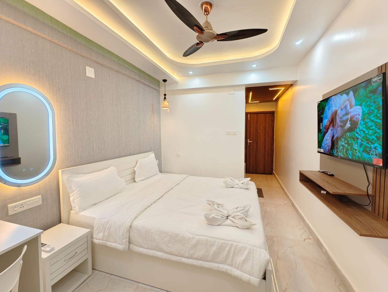 Sanshi Homestay Studio Apartment 𝗕𝗢𝗢𝗞 Puri Apartment