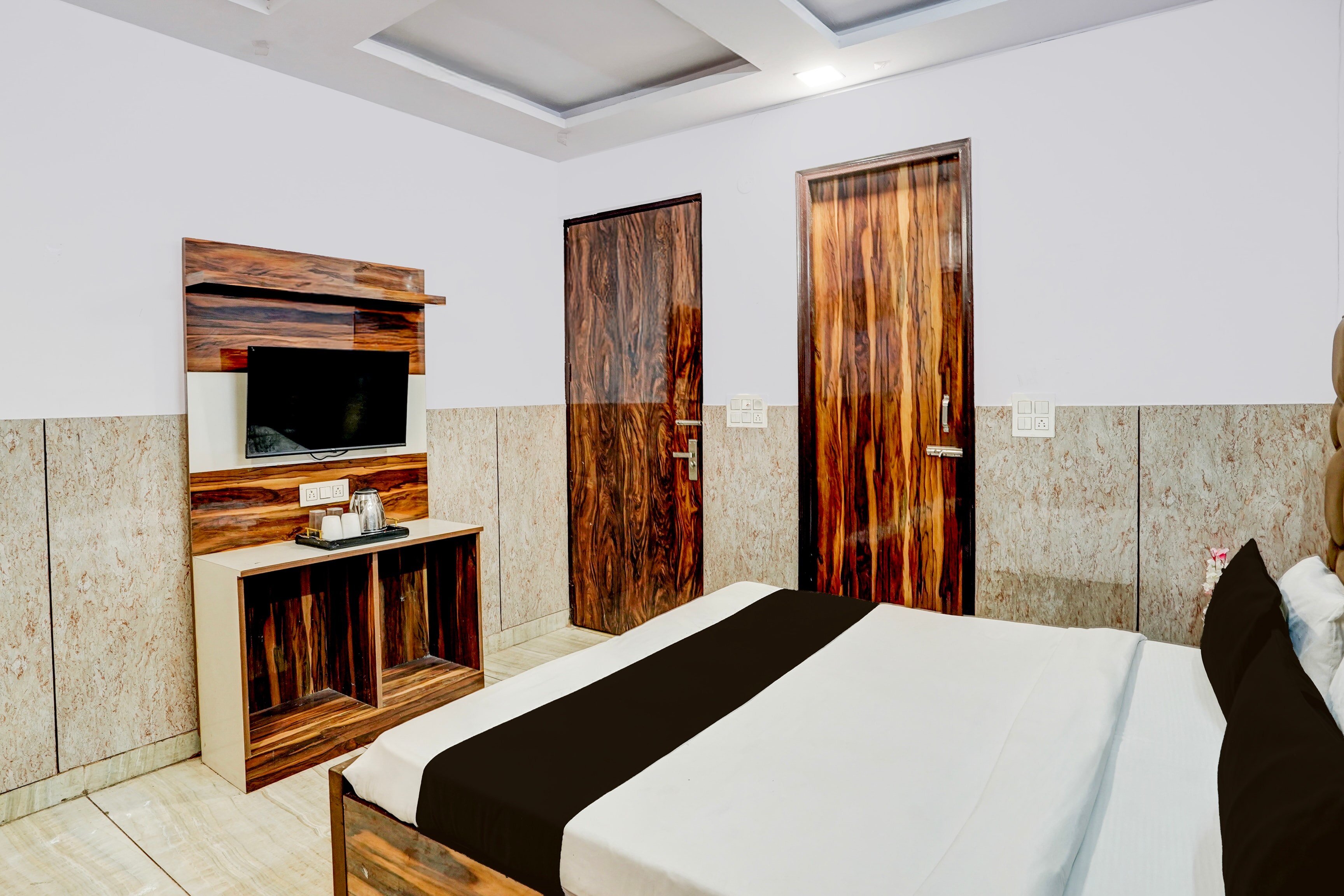 Flagship SP Rooms 𝗕𝗢𝗢𝗞 Delhi Hotel