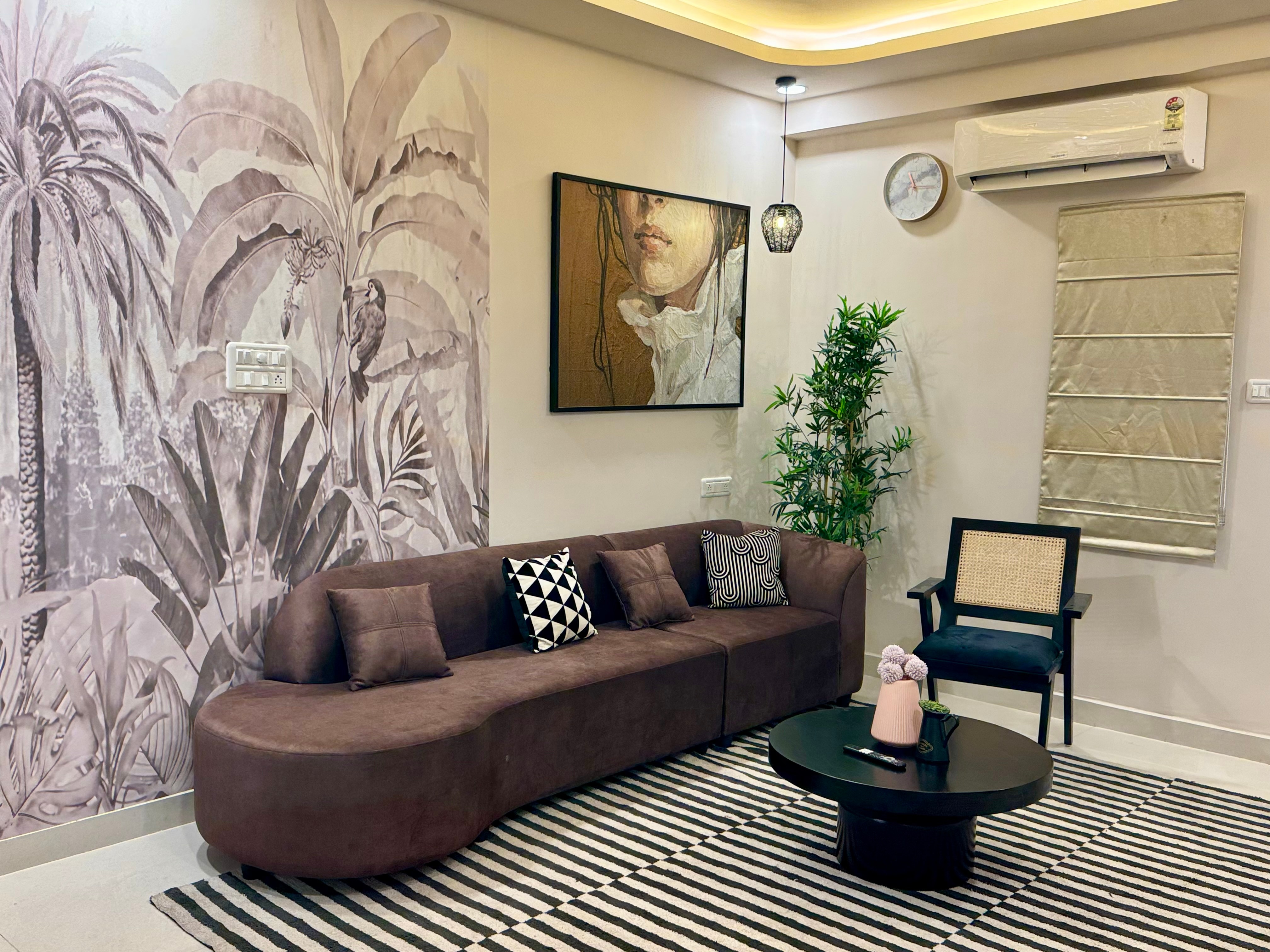 White Teak Suites 3BHK Madhapur Hitec city 𝗕𝗢𝗢𝗞 Hyderabad Apartment