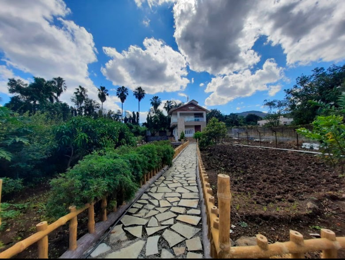 Sarkar farmhouse 𝗕𝗢𝗢𝗞 Pune Farm House