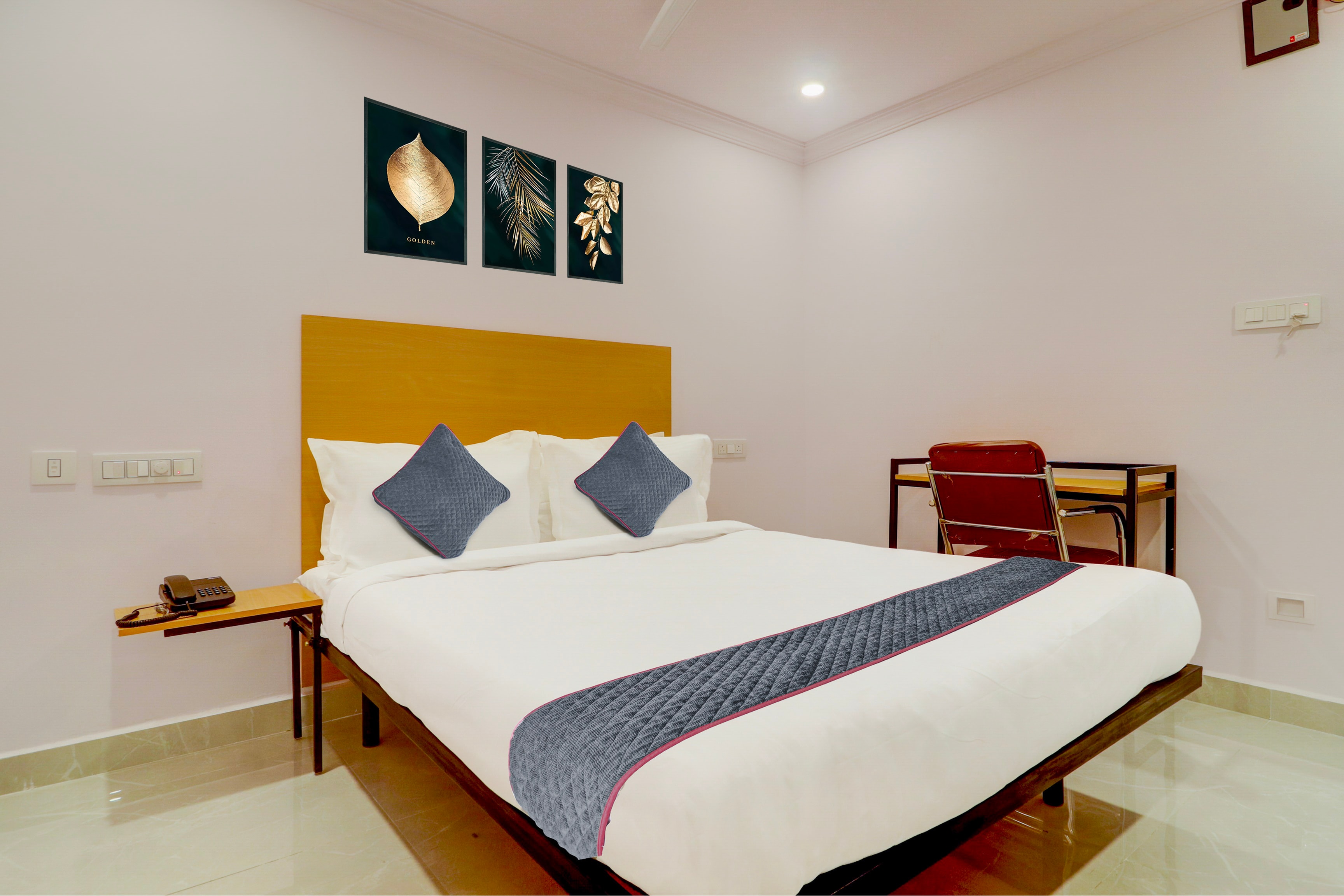 Rooms of Super townhouse Sr nagar Rcc Premier - Hotel in Hyderabad