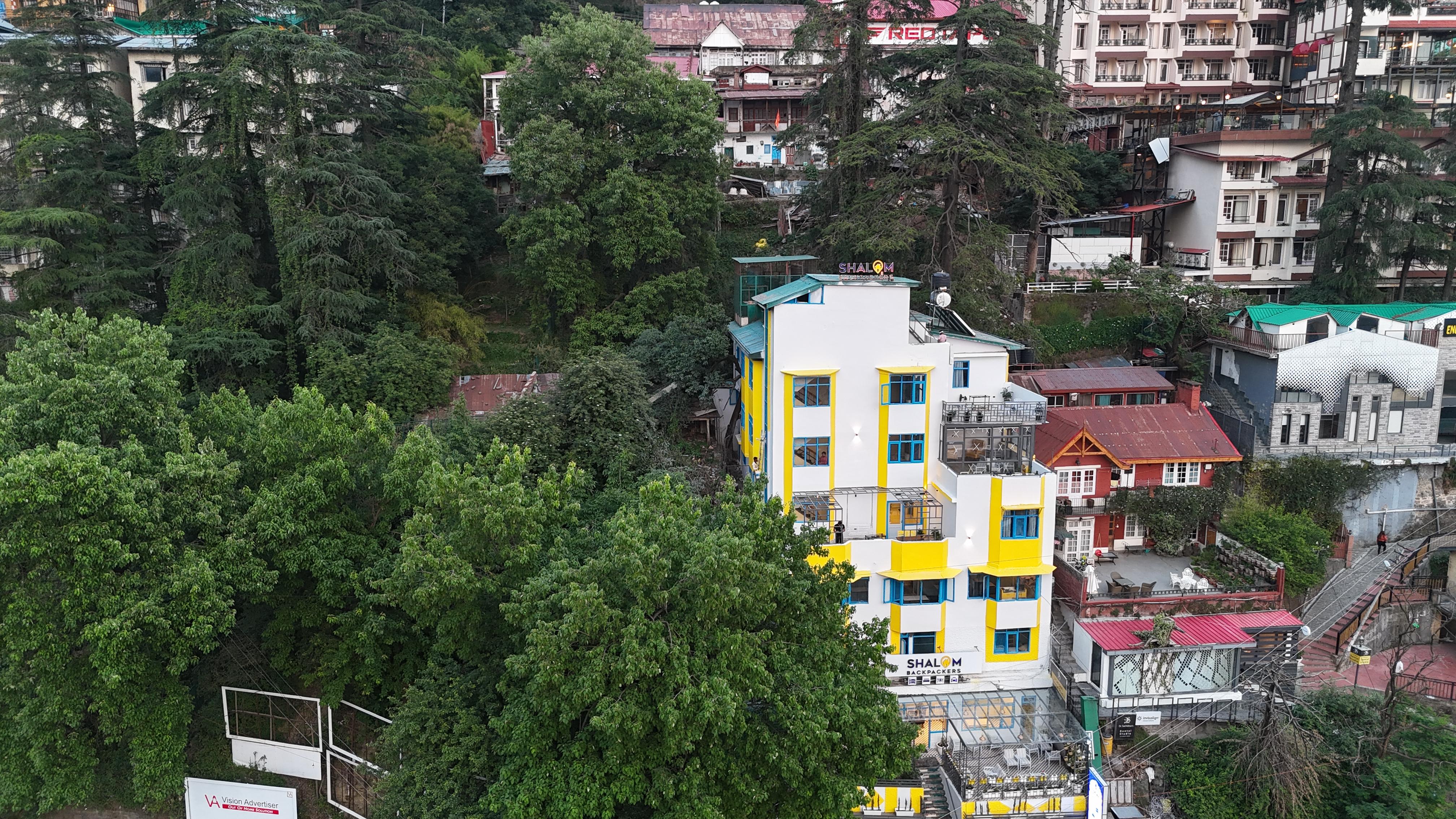 Shalom Backpackers Shimla 𝗕𝗢𝗢𝗞 Shimla Hostel