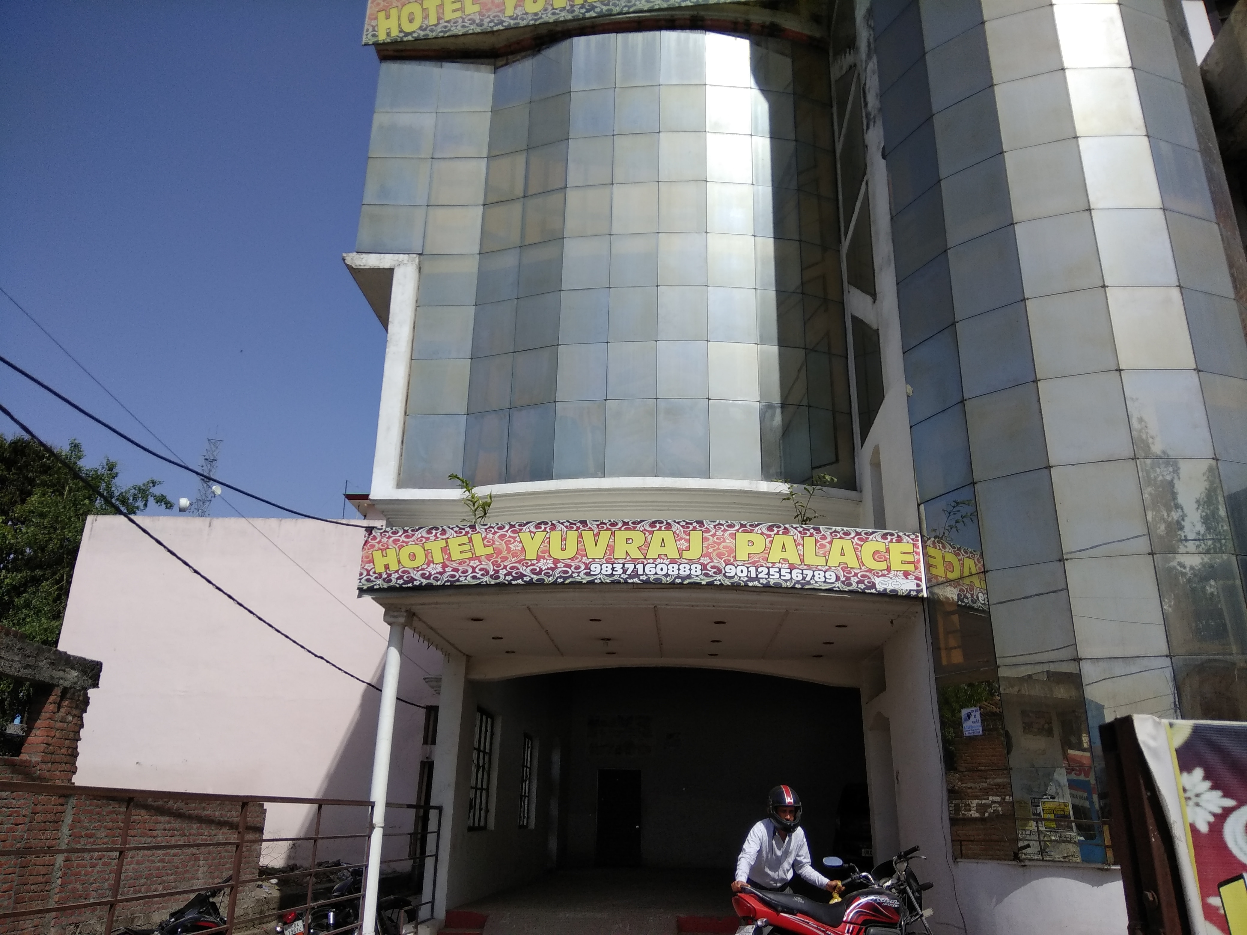 Address of Hotel Yuvraj Palace - Hotel in Sitarganj