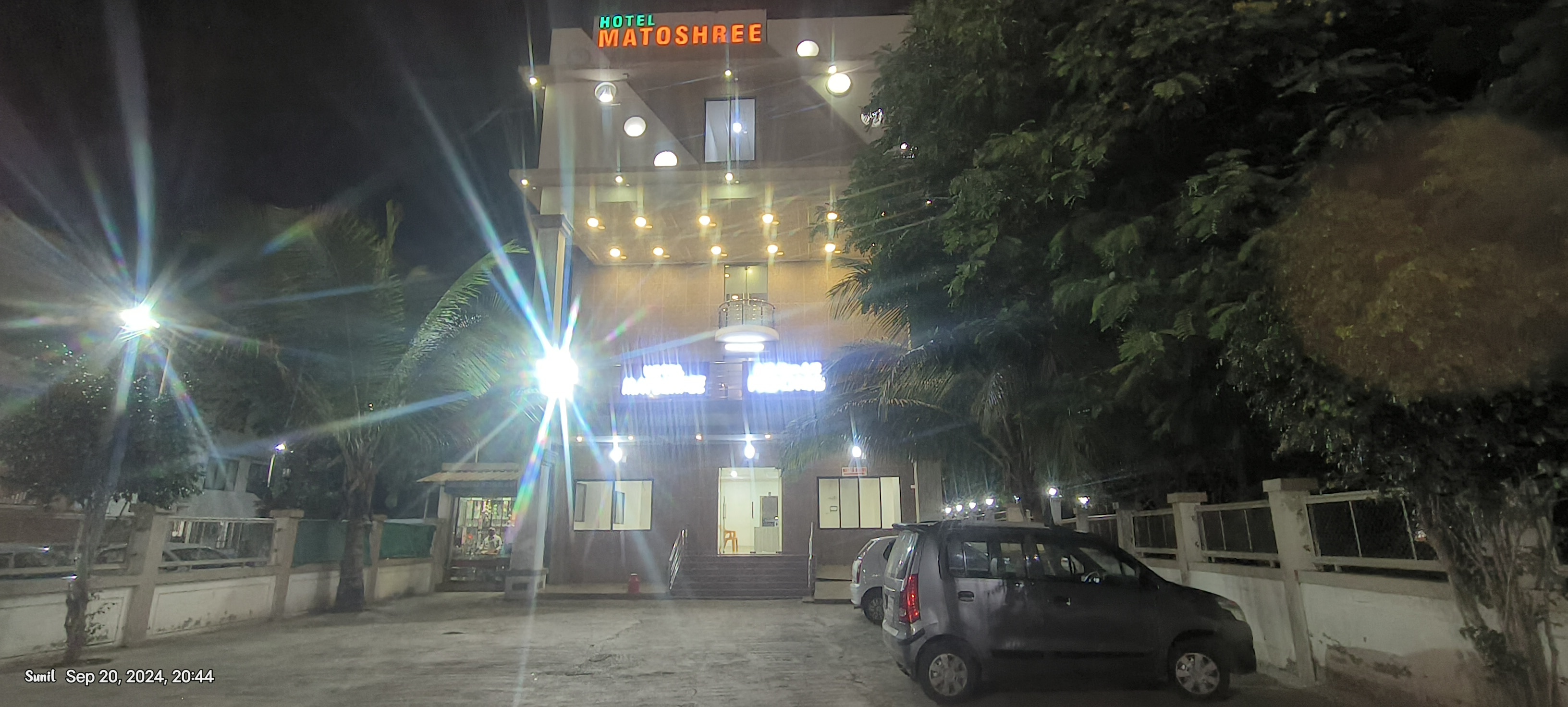 Hotel Matoshree 𝗕𝗢𝗢𝗞 Shirdi Hotel