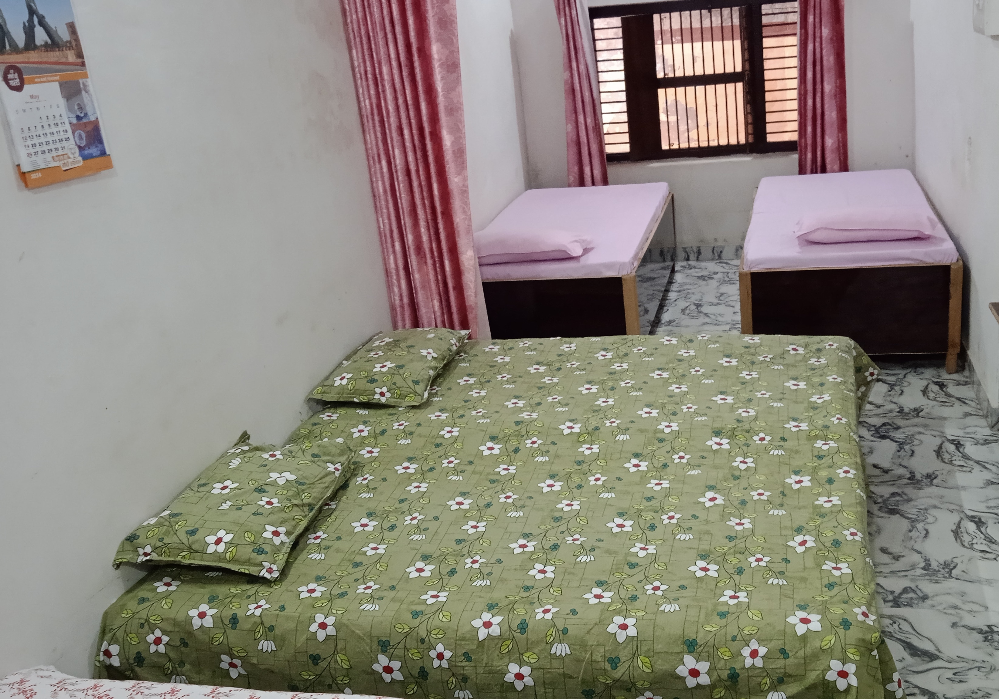 Ayurveda bhavan Homestay 𝗕𝗢𝗢𝗞 Varanasi Homestay