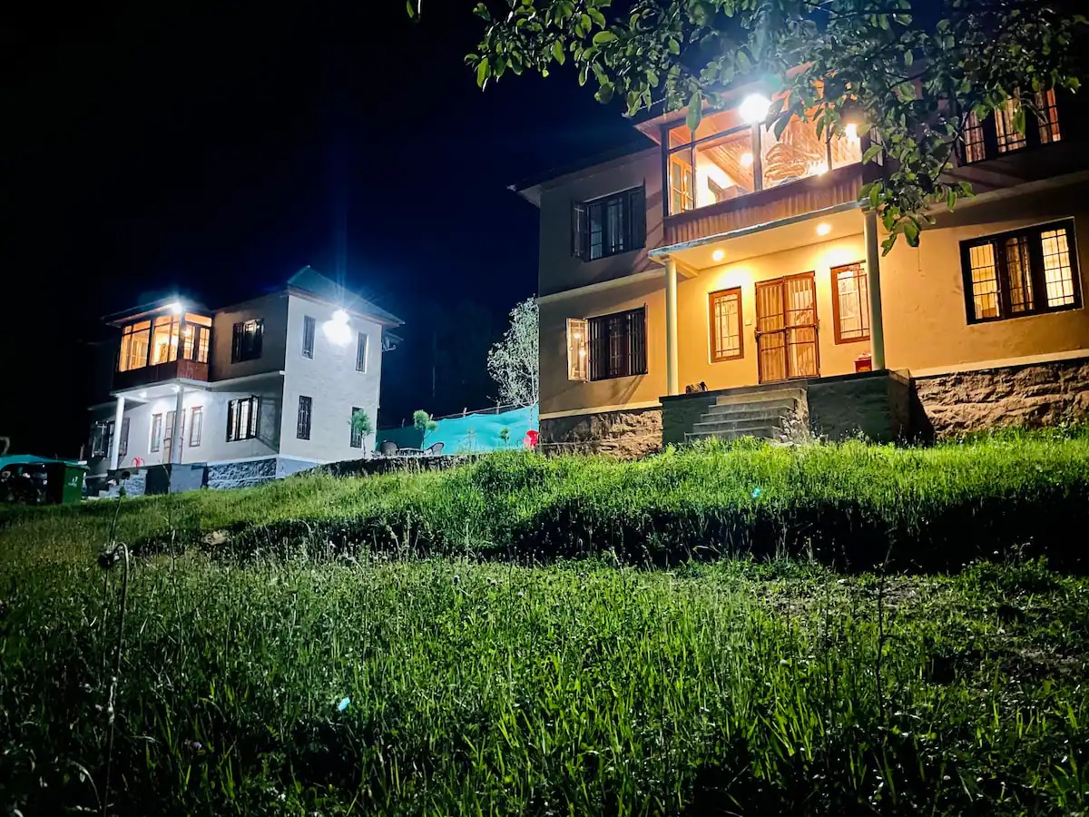 Pine Retreat Cottages 𝗕𝗢𝗢𝗞 Pahalgam Cottage