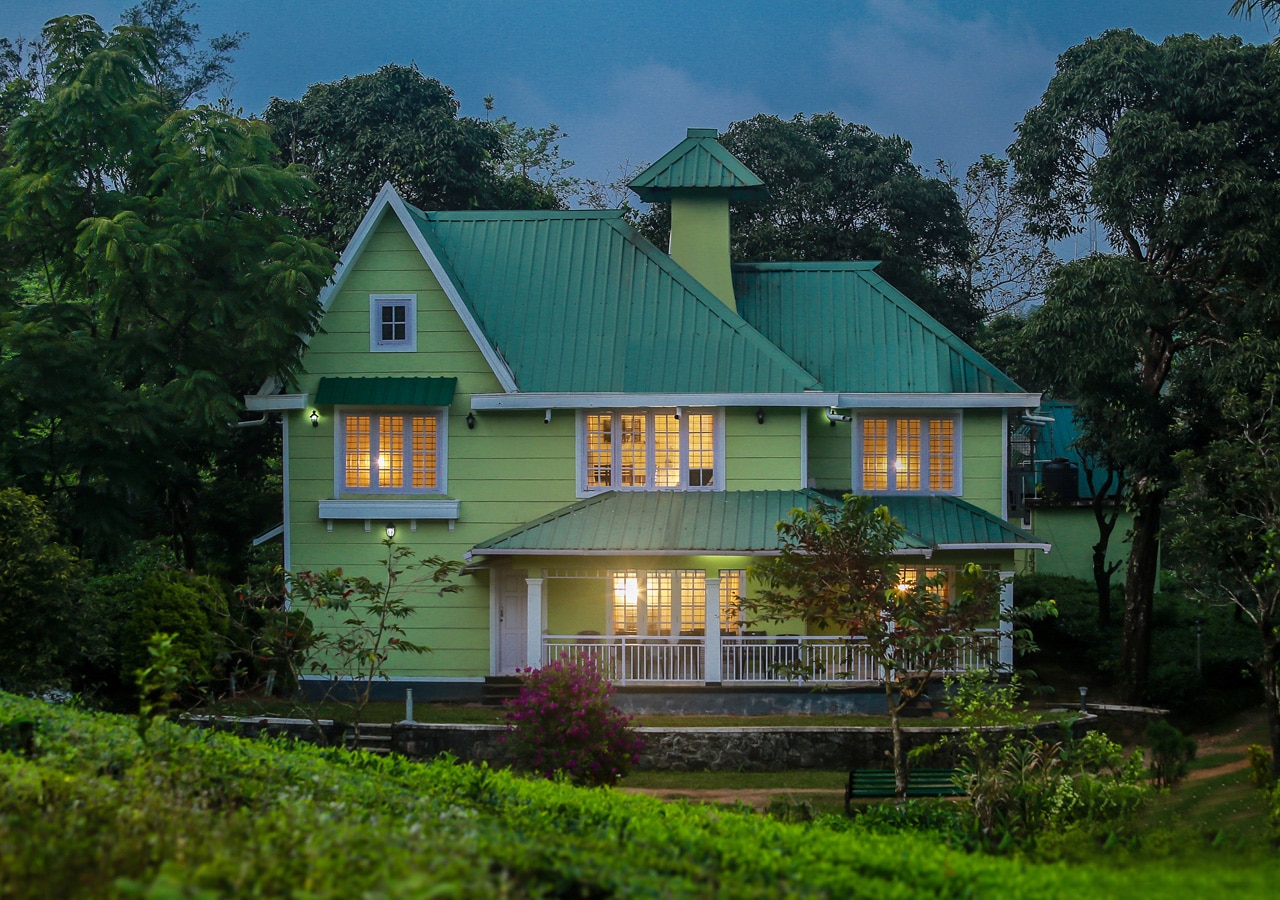 Lavender Plantation Stay Vagamon | Rooms in a Villa 𝗕𝗢𝗢𝗞 Vagamon Farm House