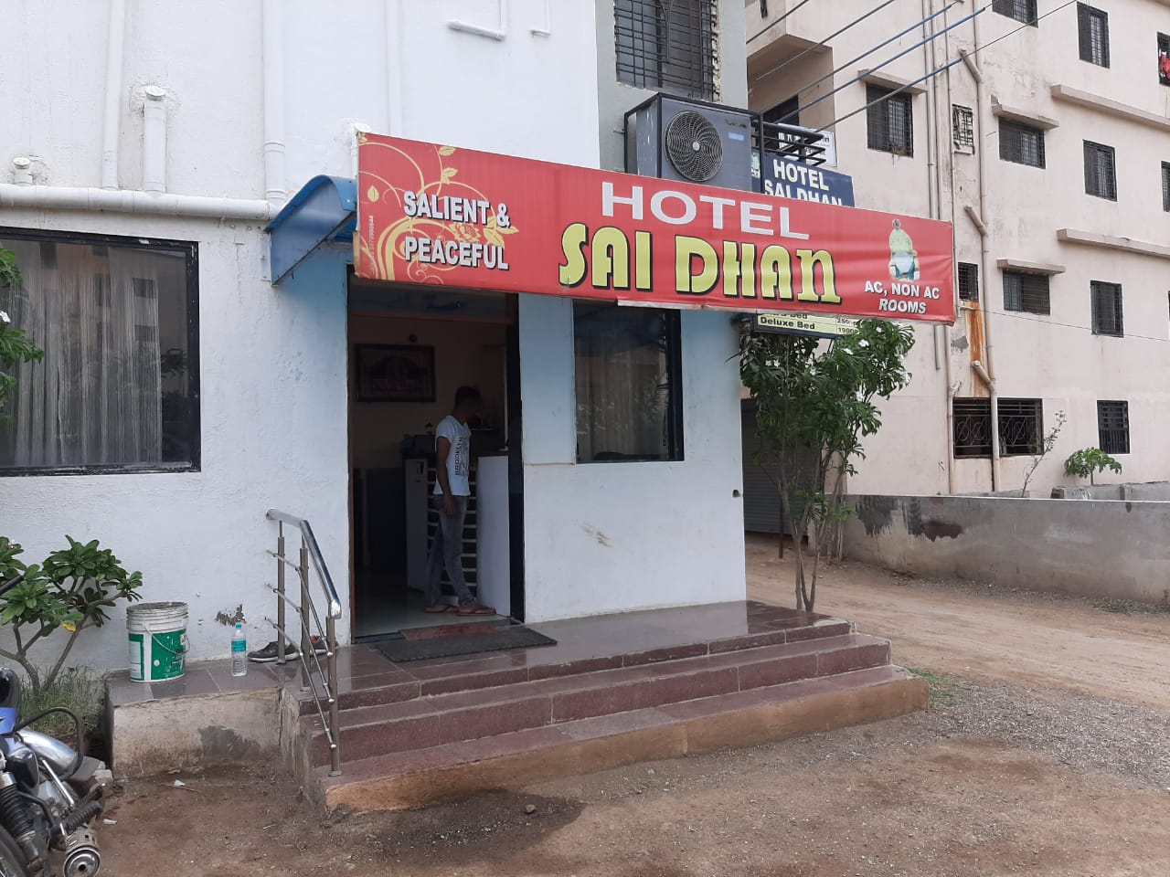 Amenities of SAI DHAN HOTEL