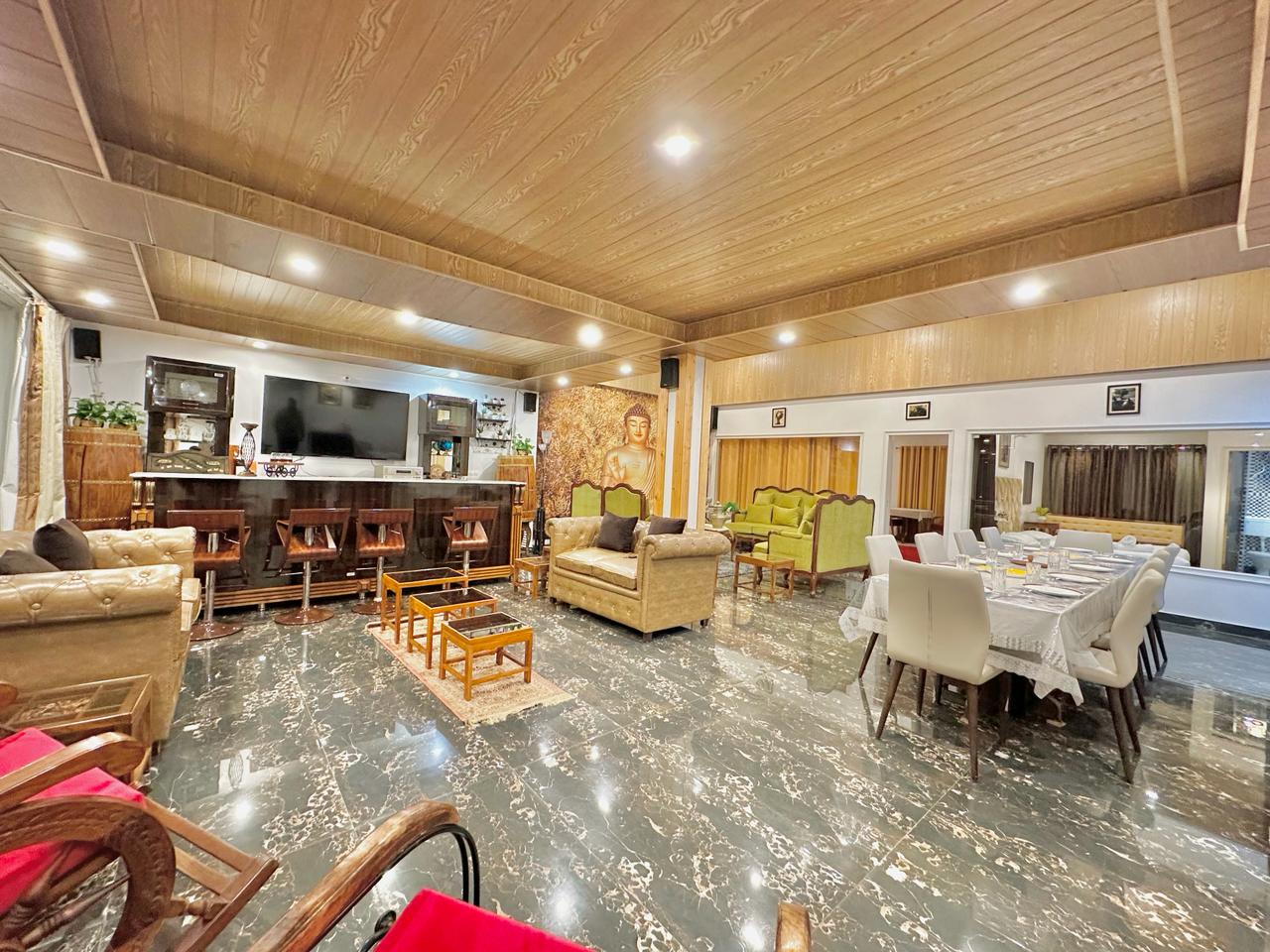 Myst Ante Meridian Villa | Premium Family Suites 𝗕𝗢𝗢𝗞 Solan Villa