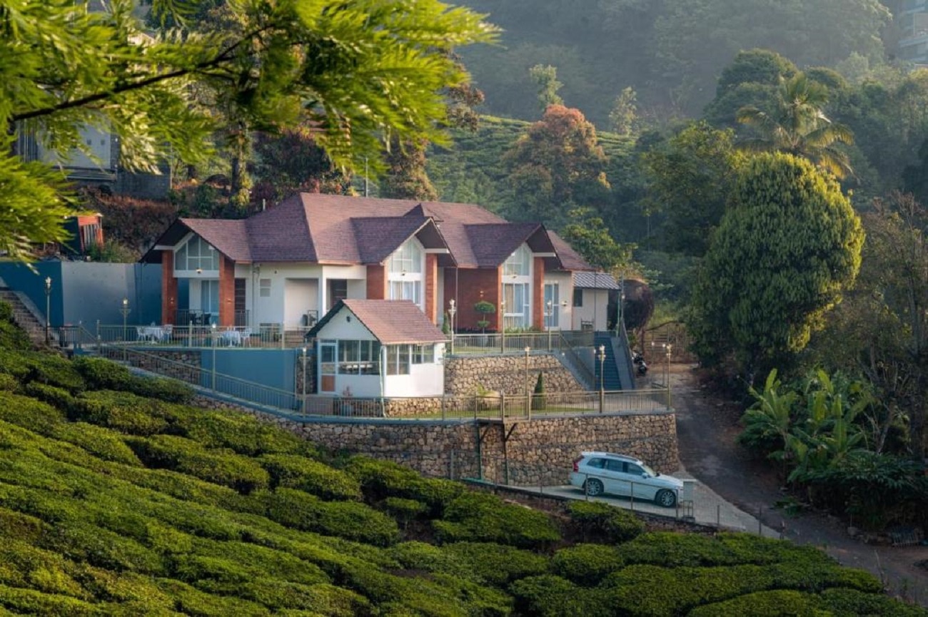 Thrill Holidays | Valley-view Rooms Villa Munnar - Reviews, Photos & Offer