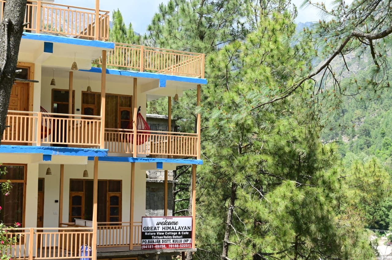 Great Himalayan nature view cottage and resort 𝗕𝗢𝗢𝗞 Gushaini Hotel