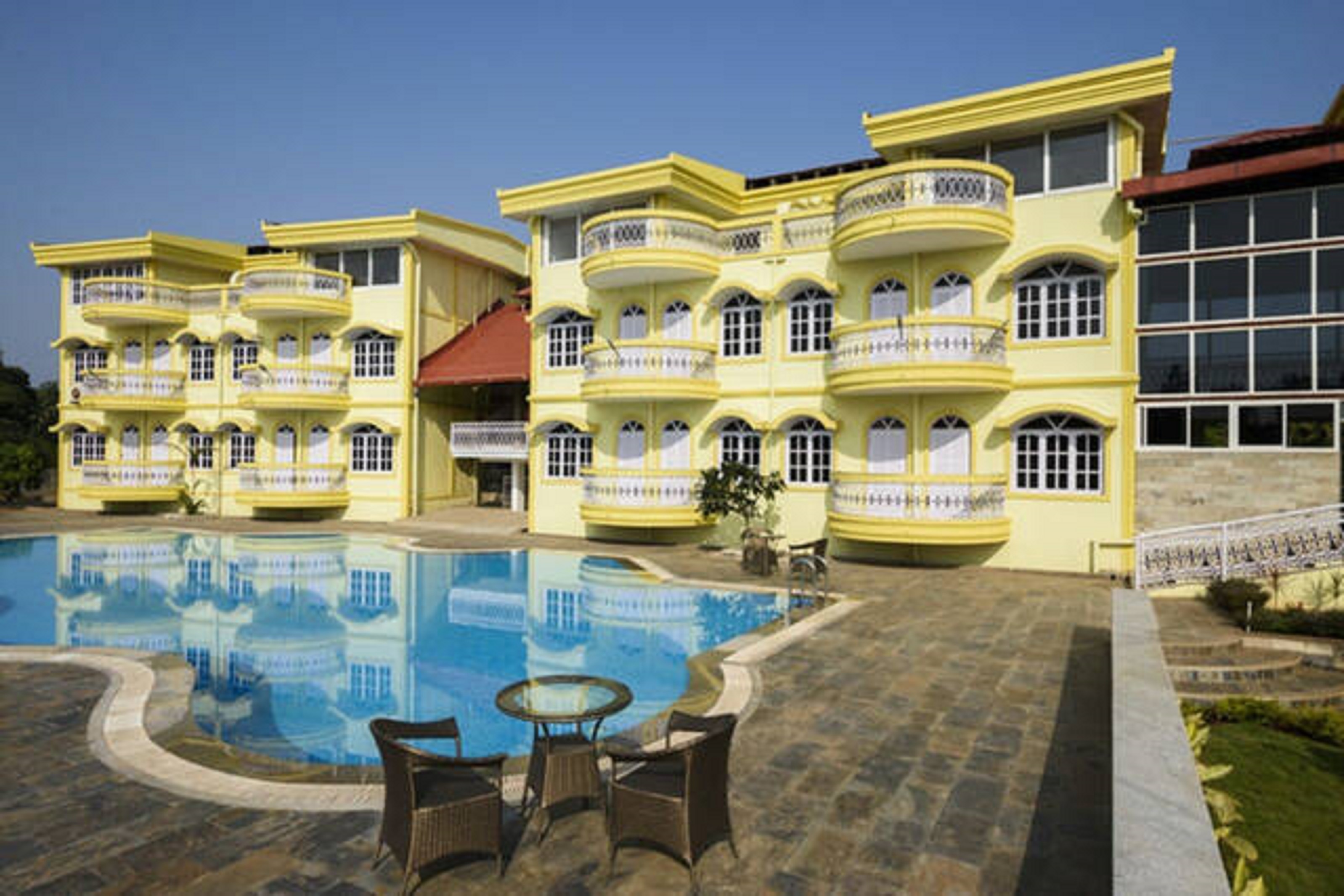 Praia Da Oura 𝗕𝗢𝗢𝗞 Goa Resort