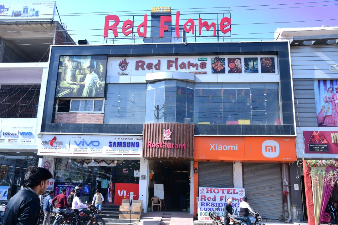 Red Flame Residency 𝗕𝗢𝗢𝗞 Loni Hotel
