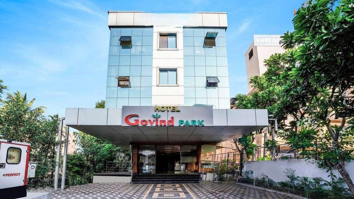 Hotel Govind Park Shirdi - ( 200 Meter From Sai Samadhi Temple ) 𝗕𝗢𝗢𝗞 ...