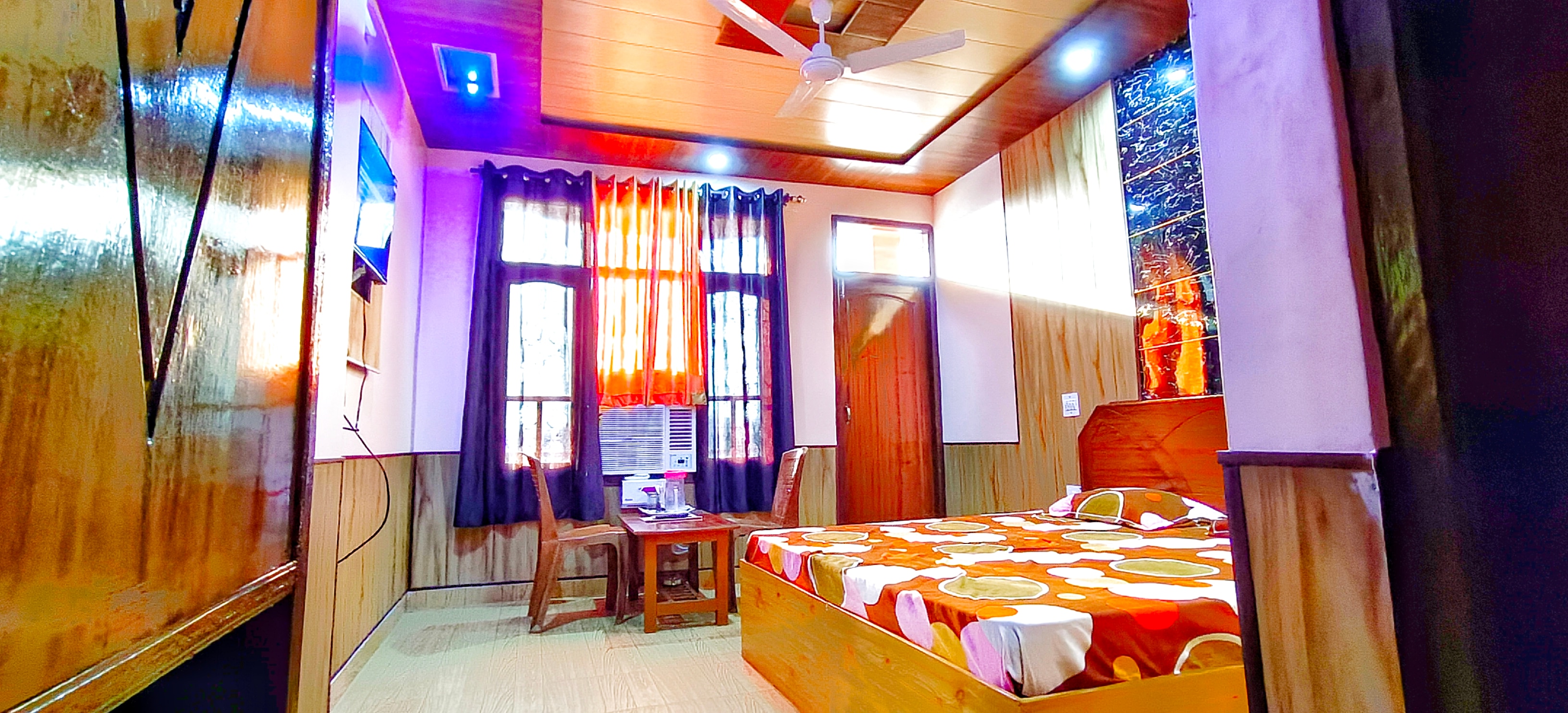 Green Park (45 KMs away from Mandi) 𝗕𝗢𝗢𝗞 Baldwara Hotel