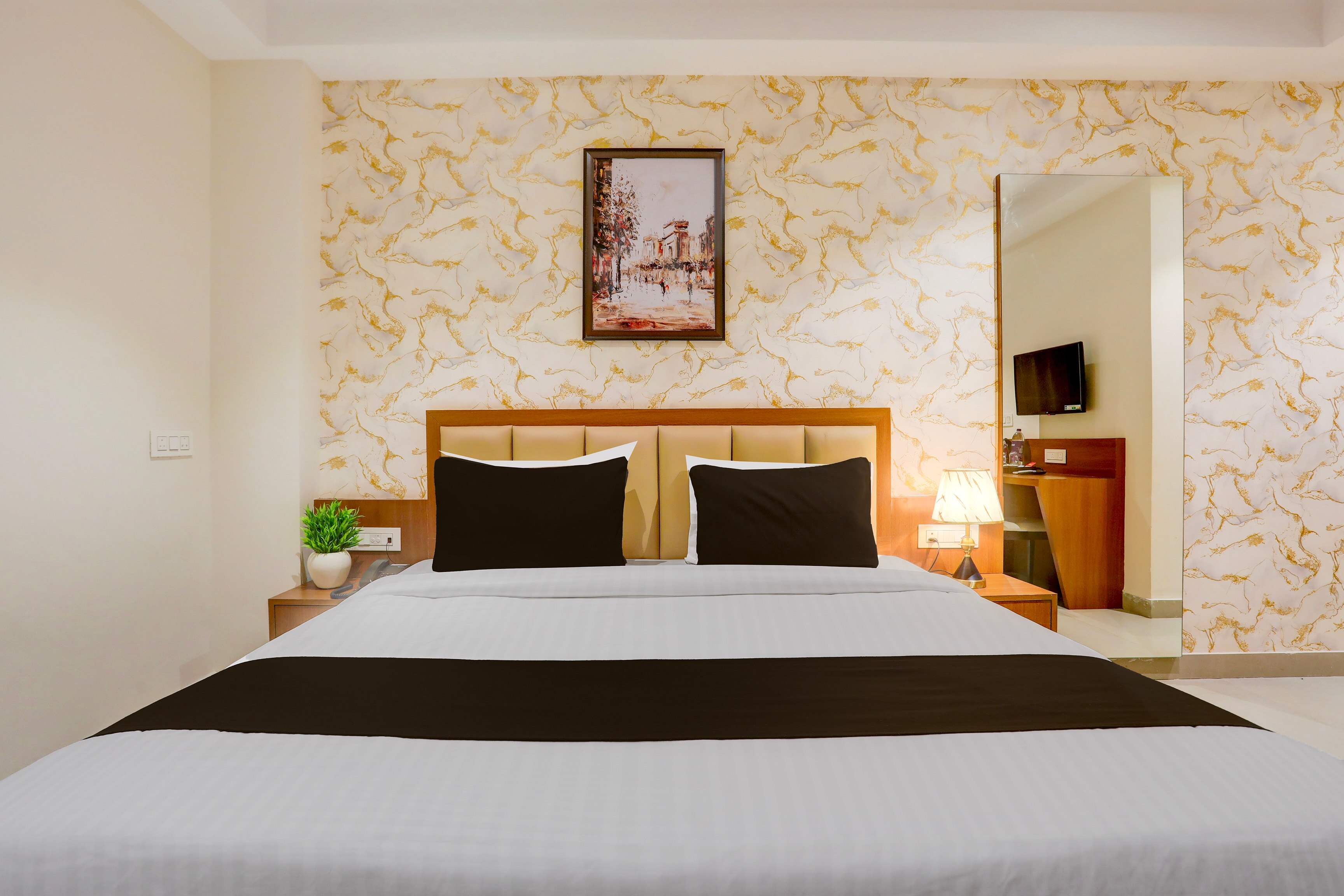Super Townhouse Oak Sevoke Road Siliguri 𝗕𝗢𝗢𝗞 Siliguri Hotel