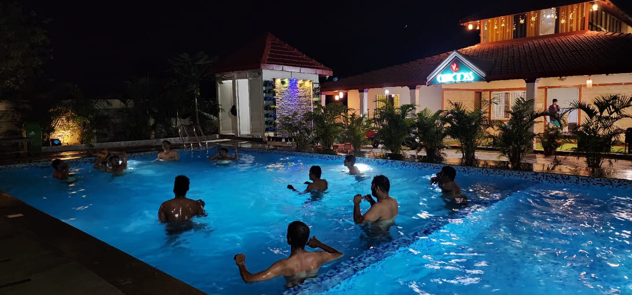 Chirooss Homestay | Dorms & Rooms 𝗕𝗢𝗢𝗞 Chikmagalur Homestay