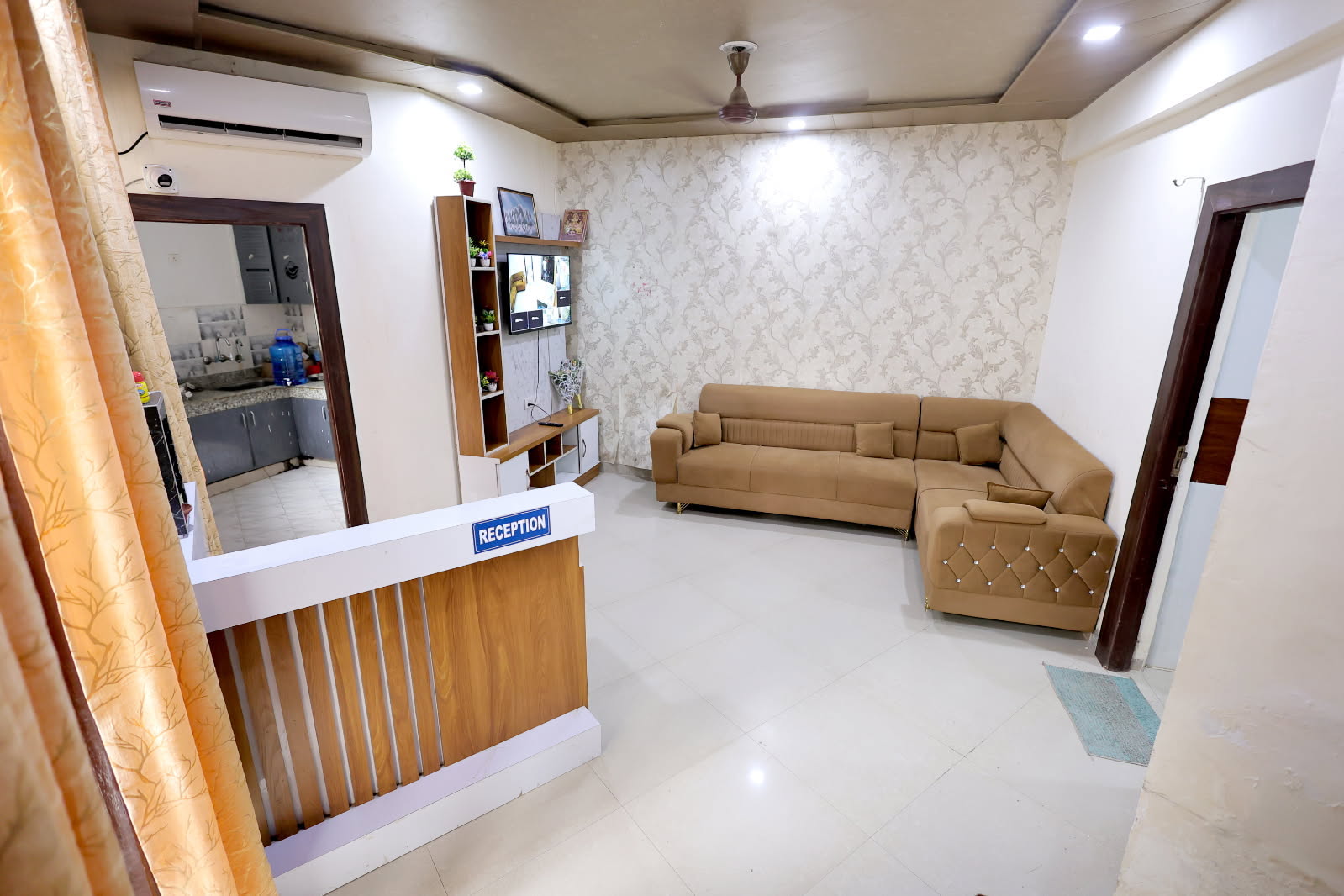 Dynamic hotel and home stay Agra - Reviews, Photos & Offer