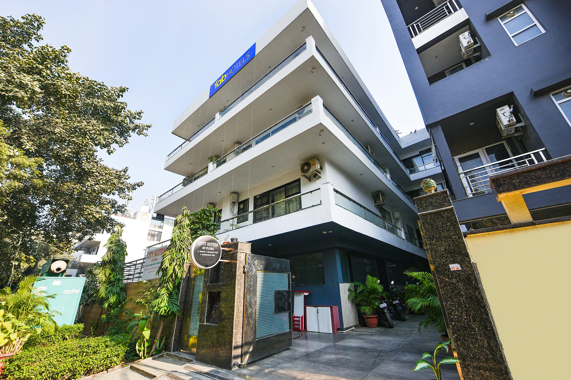 Photos of FabHotel City Suits Near Medanta- The Medicity, Gurugram ...