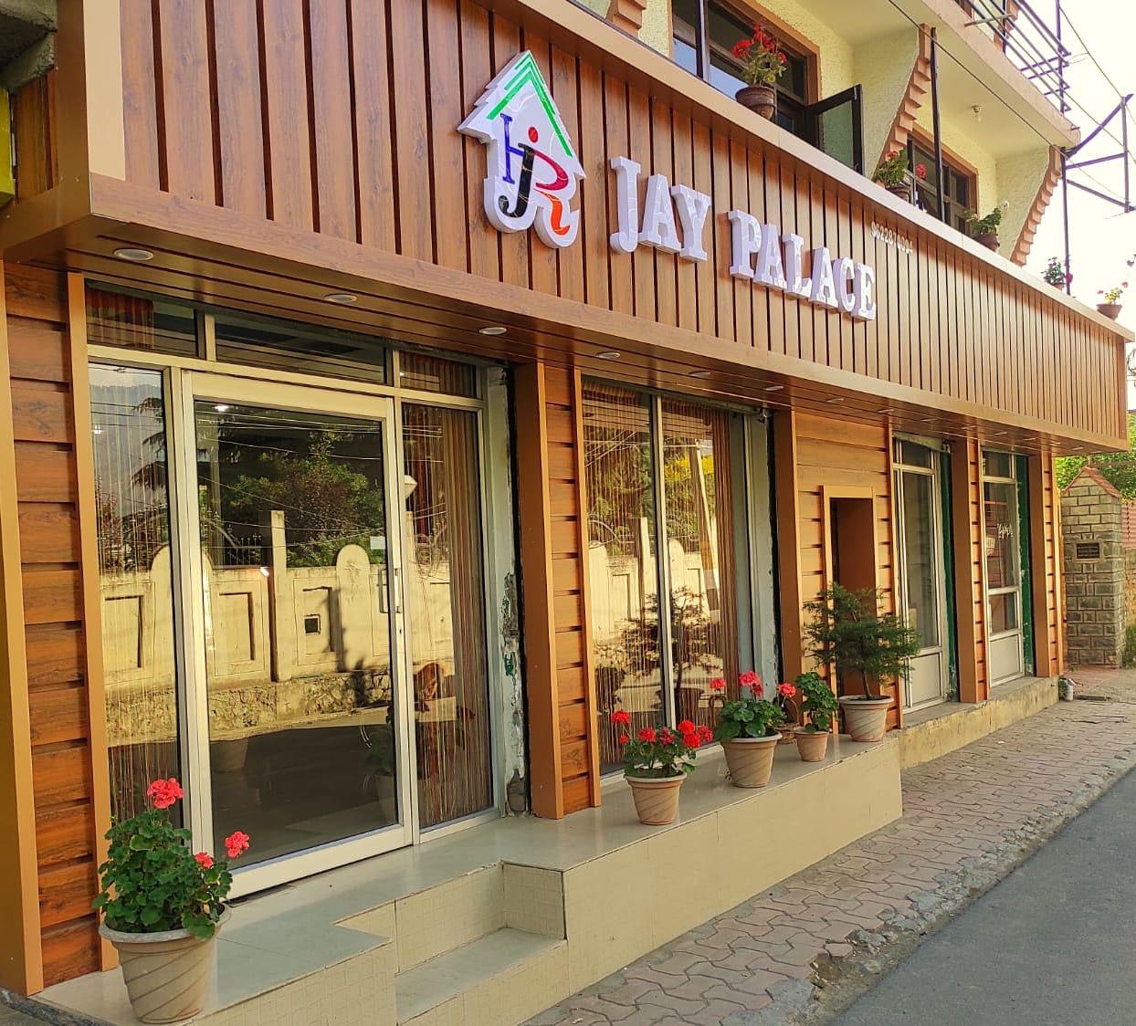 Jay Palace 𝗕𝗢𝗢𝗞 Srinagar Homestay