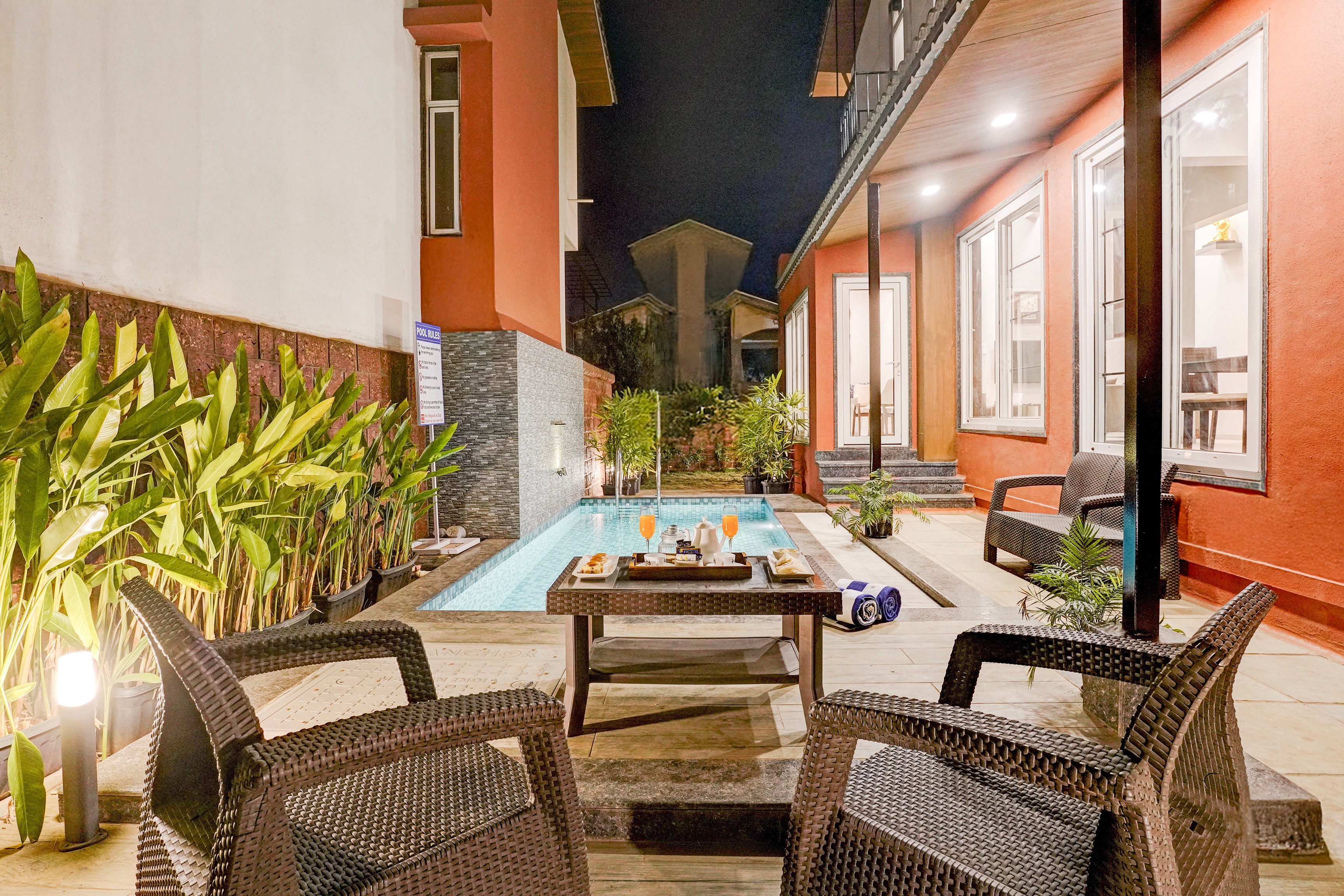 ELIVAAS 3 BHK Aamy Villa with Pvt Pool & Garden 𝗕𝗢𝗢𝗞 Lonavala Villa