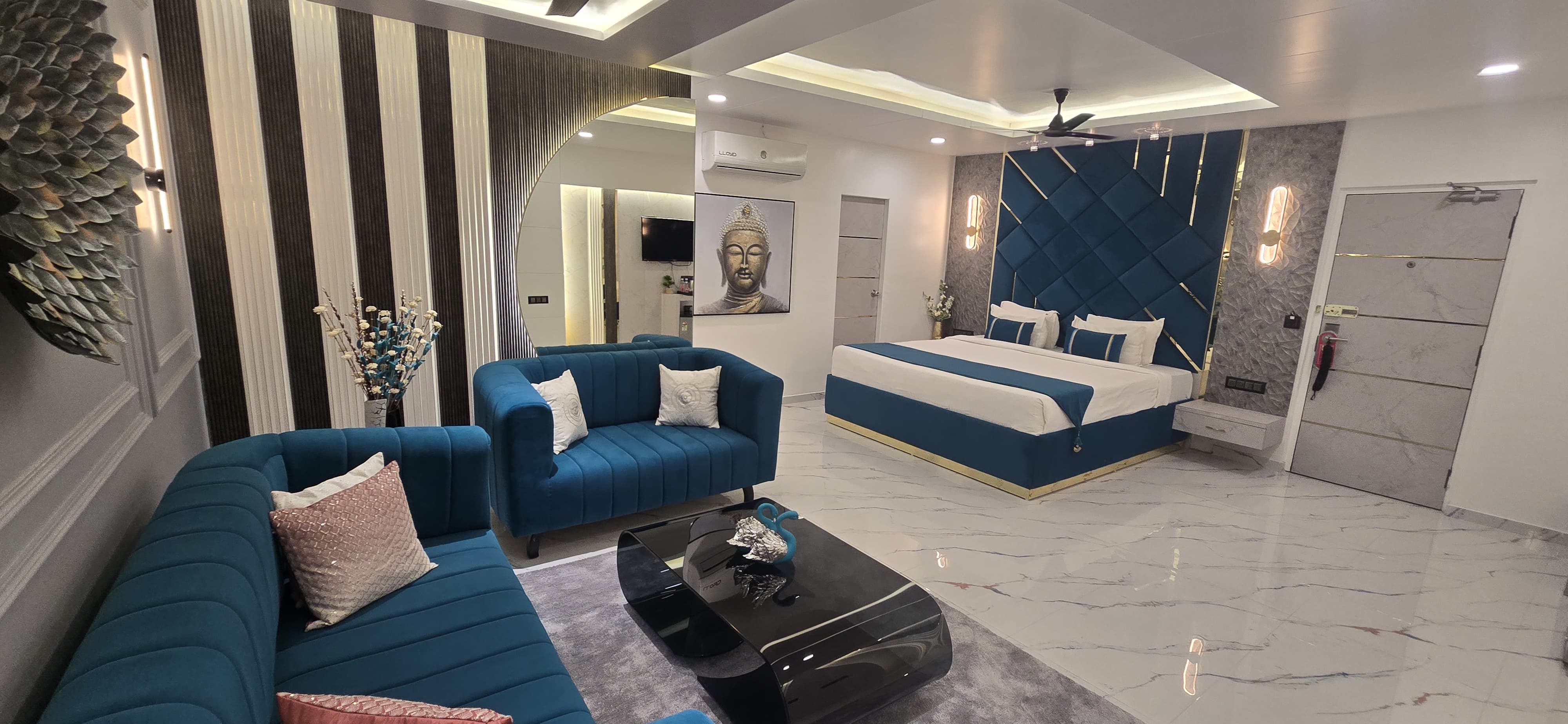 Hotel Titanium Nadiad - Reviews, Photos & Offer