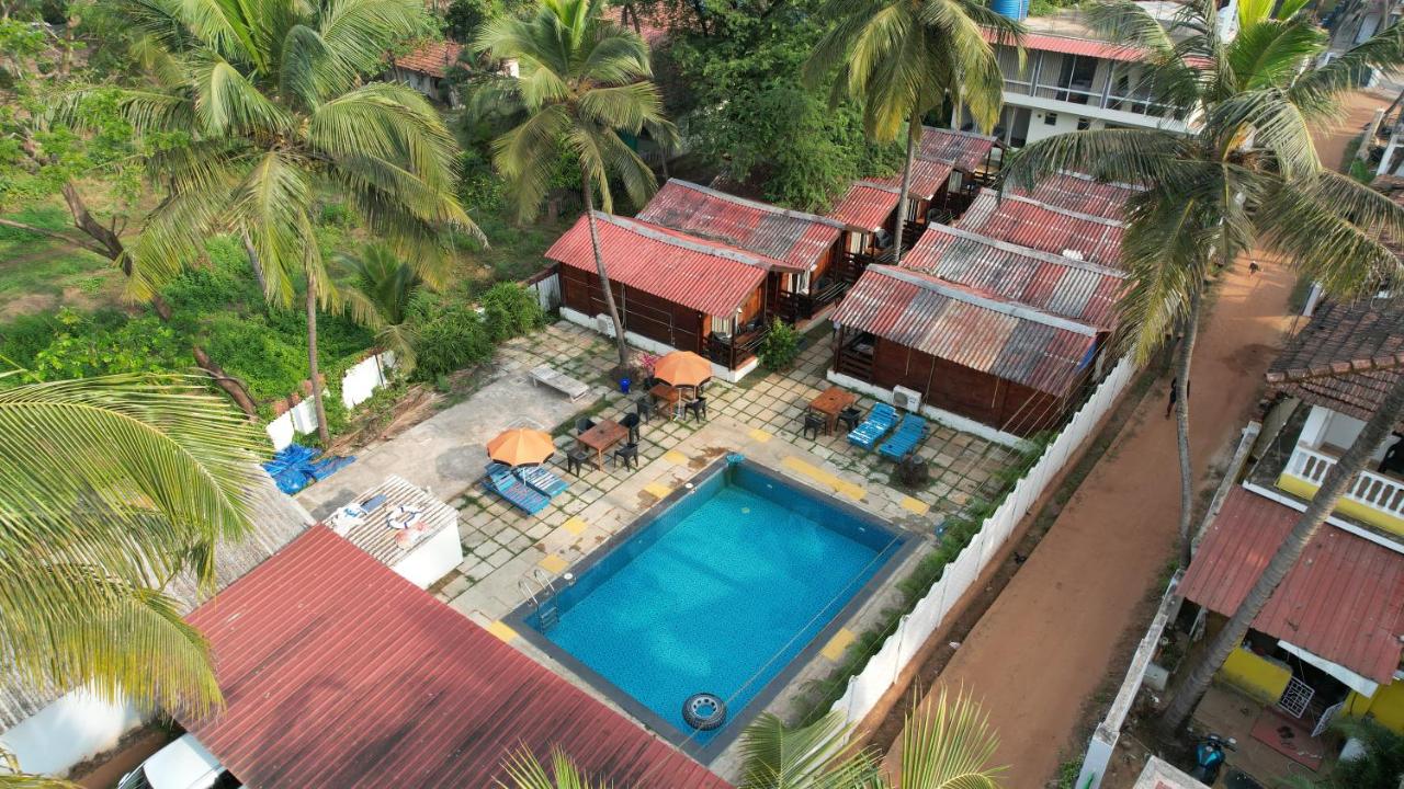 Selesta Sea by the Beach Morjim 𝗕𝗢𝗢𝗞 Goa Beach Hut