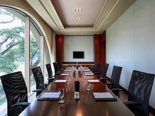 Radisson Blu Plaza Mysore Hotel Mysore - Reviews, Photos & Offers