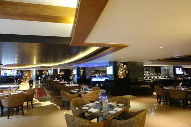 Sahara Star Hotel Mumbai, Book rooms @ ₹7500/night - Goibibo