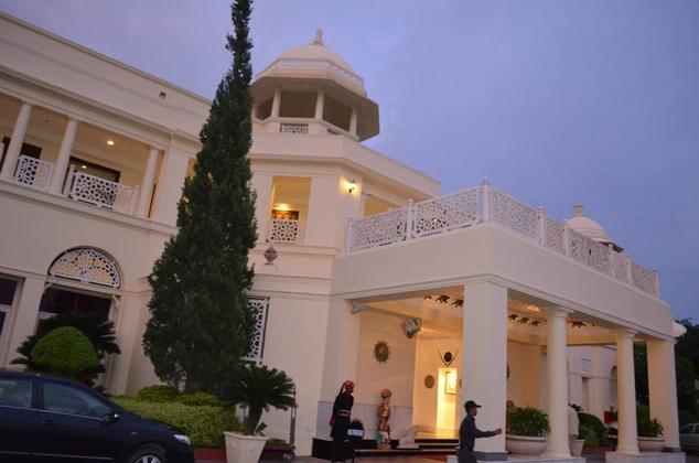 The Lalit Laxmi vilas palace Hotel Udaipur, Book rooms @ ₹4730/night ...